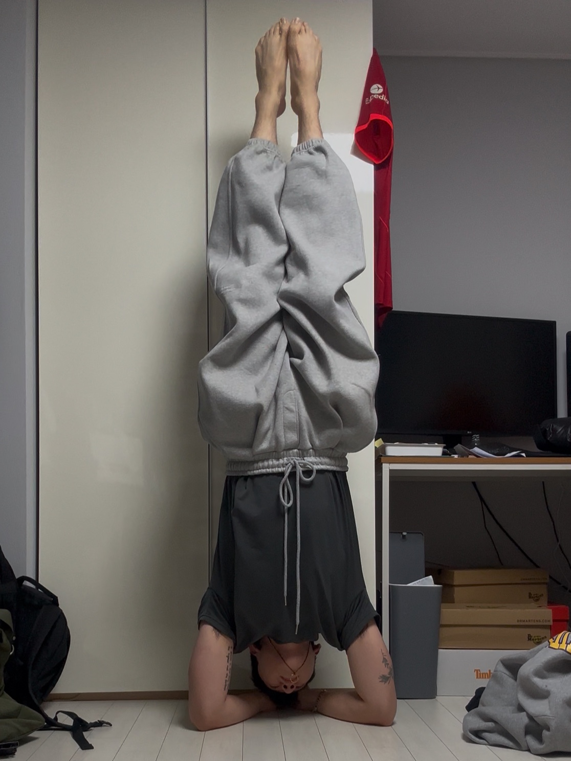 김지훈 (@jhunie_s) 님의 게시물 | KREAM