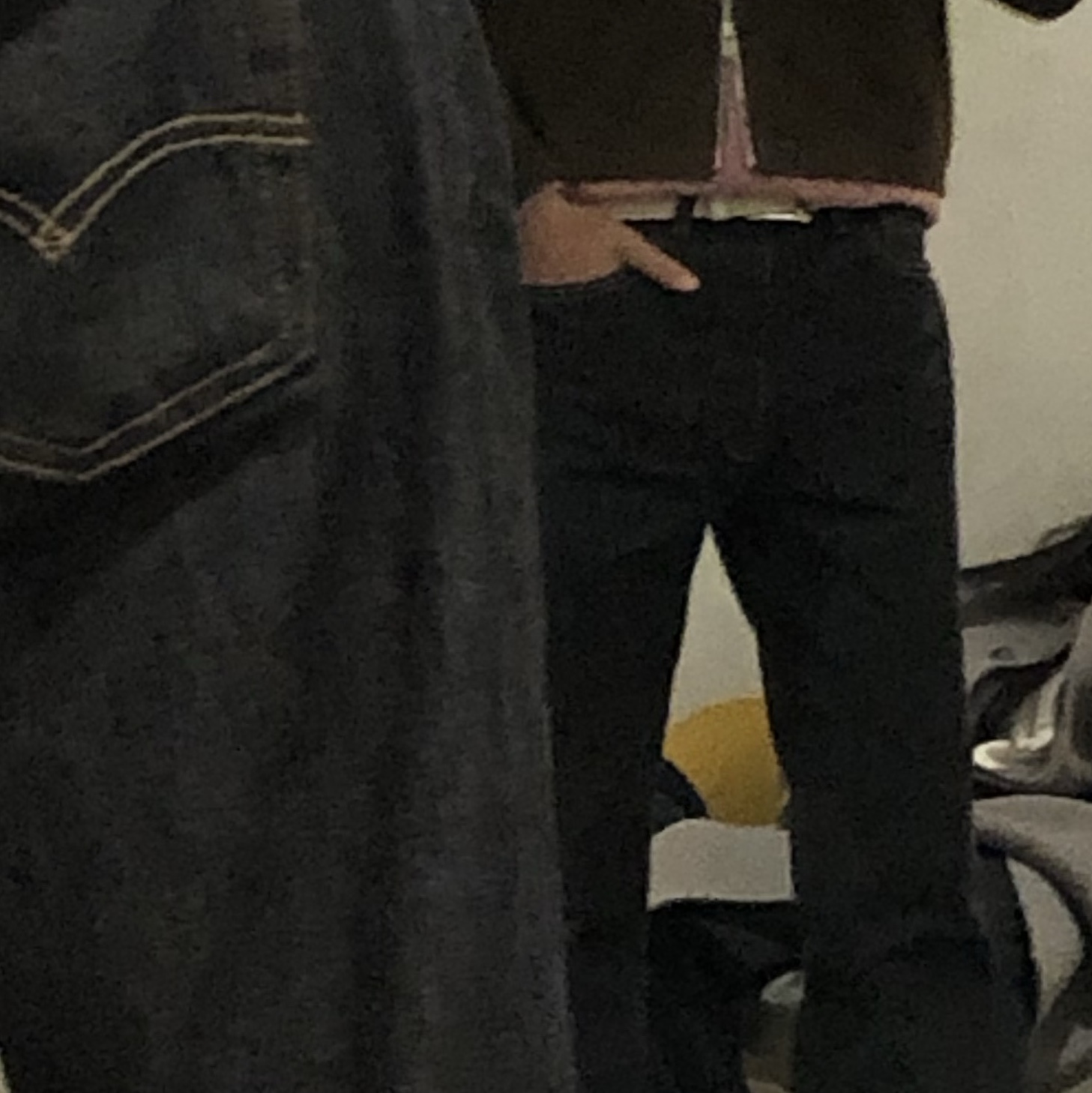 cool_jr (@barney_stinson) 님의 게시물 | KREAM