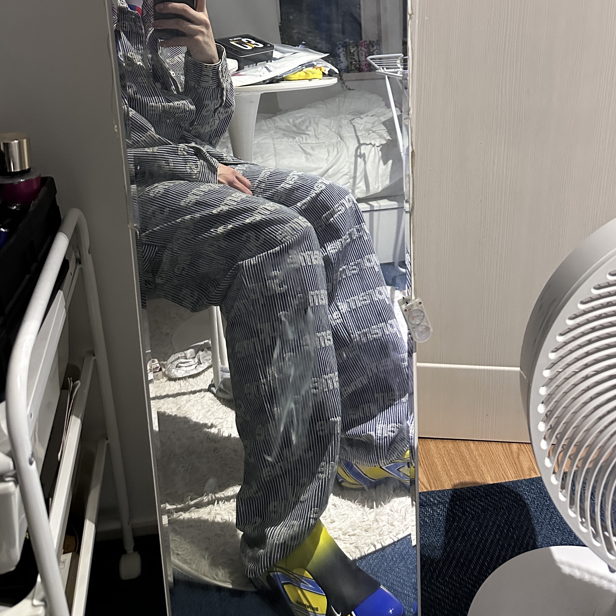 (@__ch__ch__ch__) 님의 게시물 | KREAM