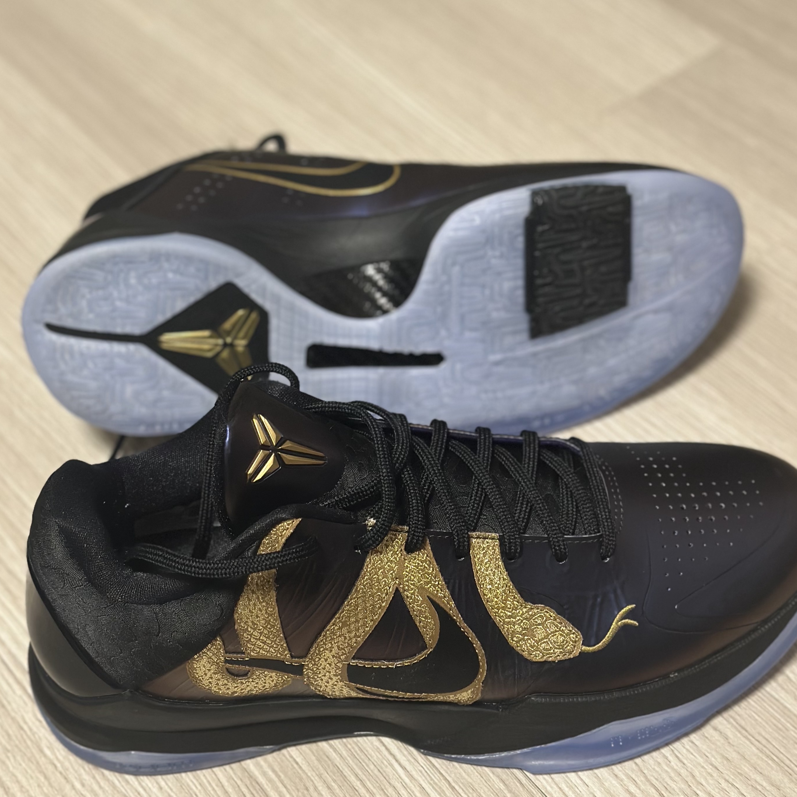 생애 첫 코비5! | KREAM