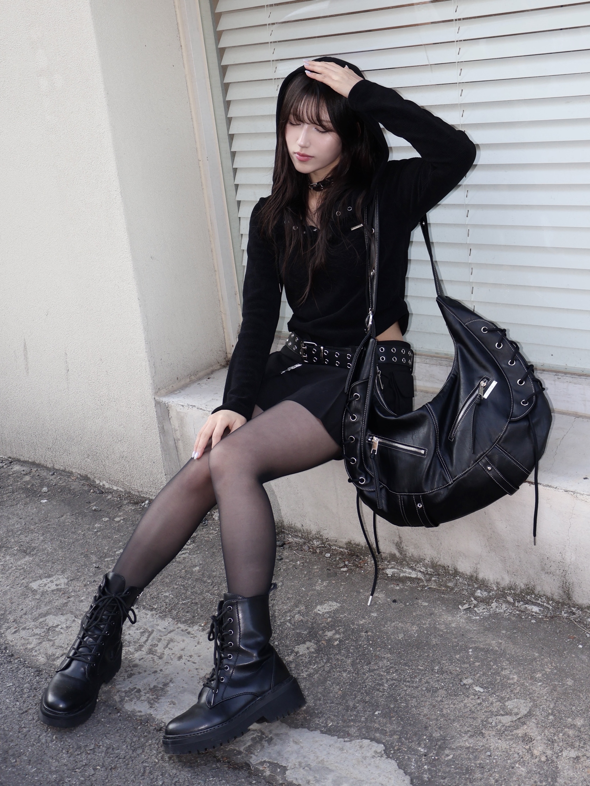 락스타가 추구미면 꼭 사야하는 가방 | KREAM