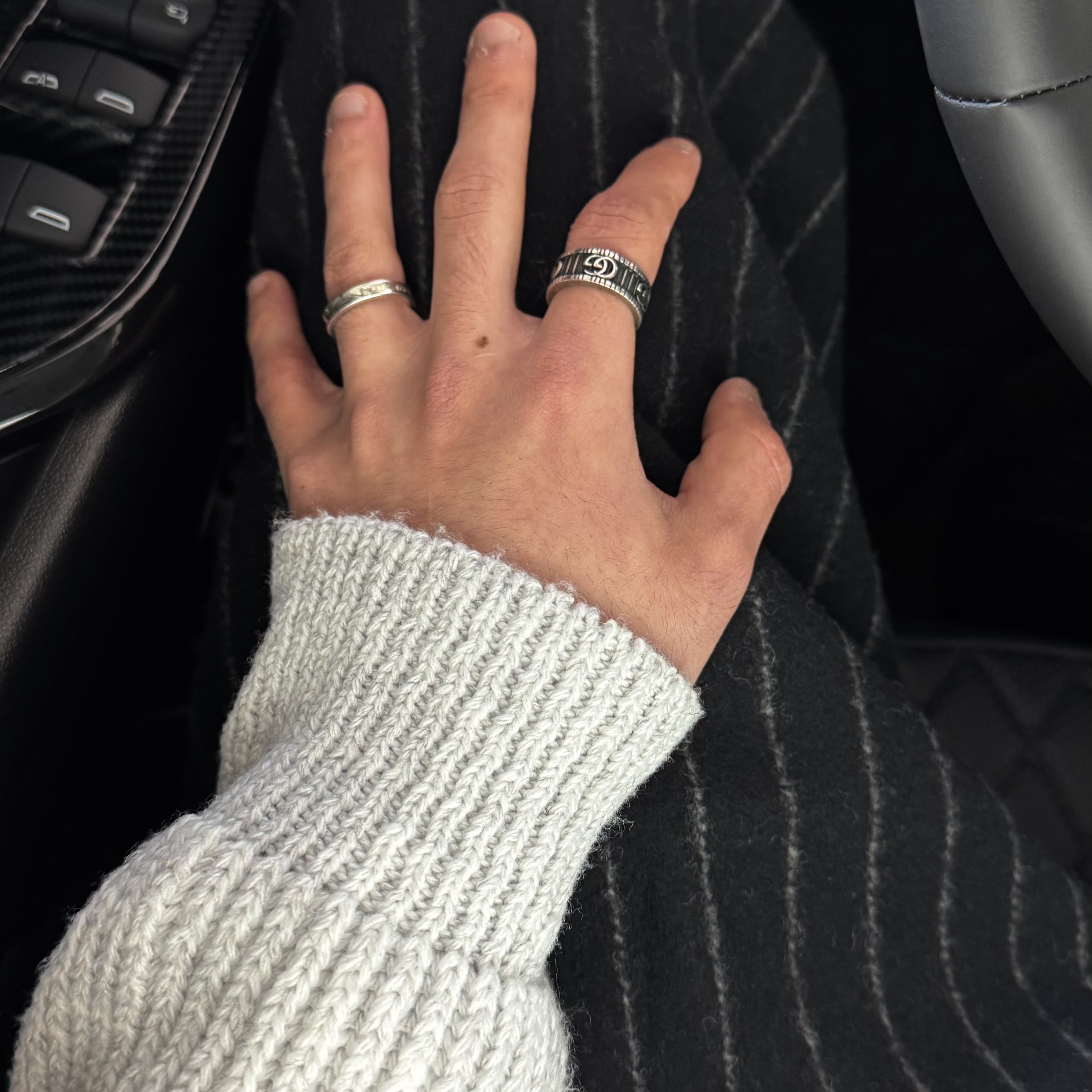 qkrrjs123434 (@gun_s) 님의 게시물 | KREAM