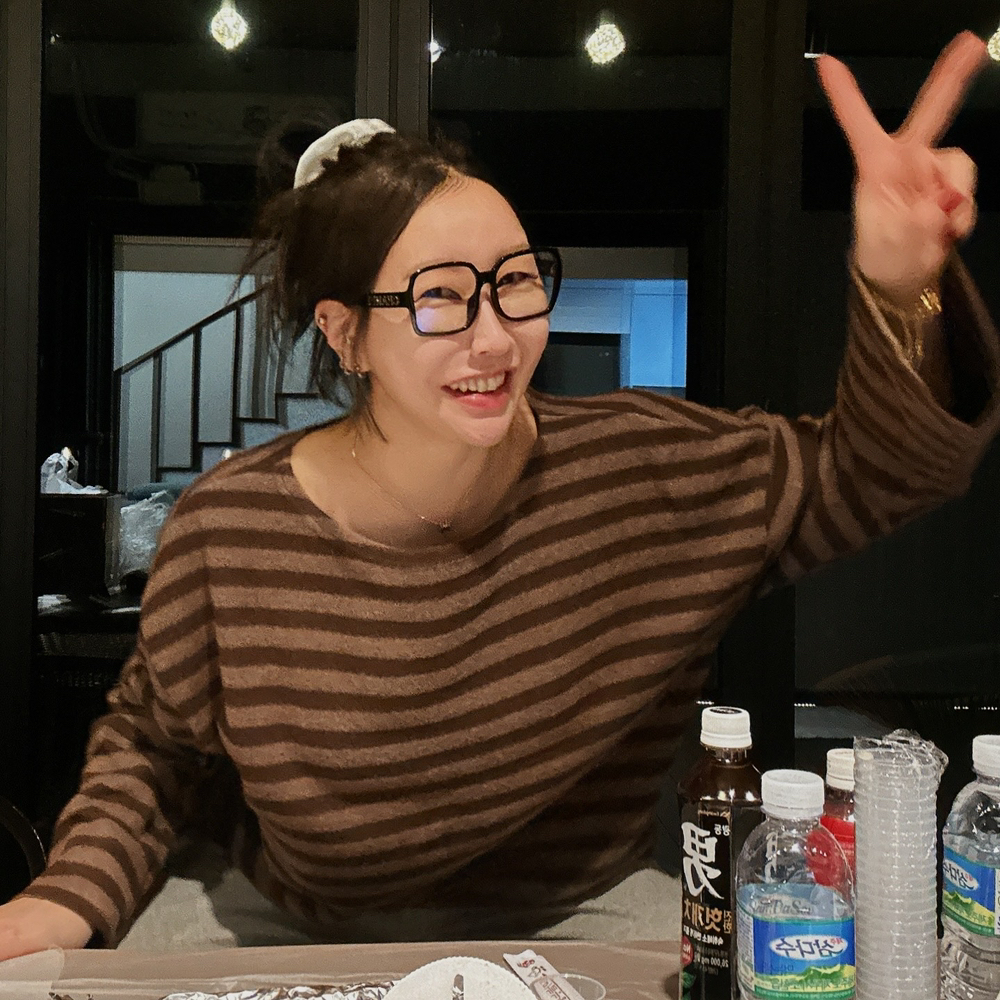 굥미굥미스 (@na_style_of...) 님의 게시물 | KREAM