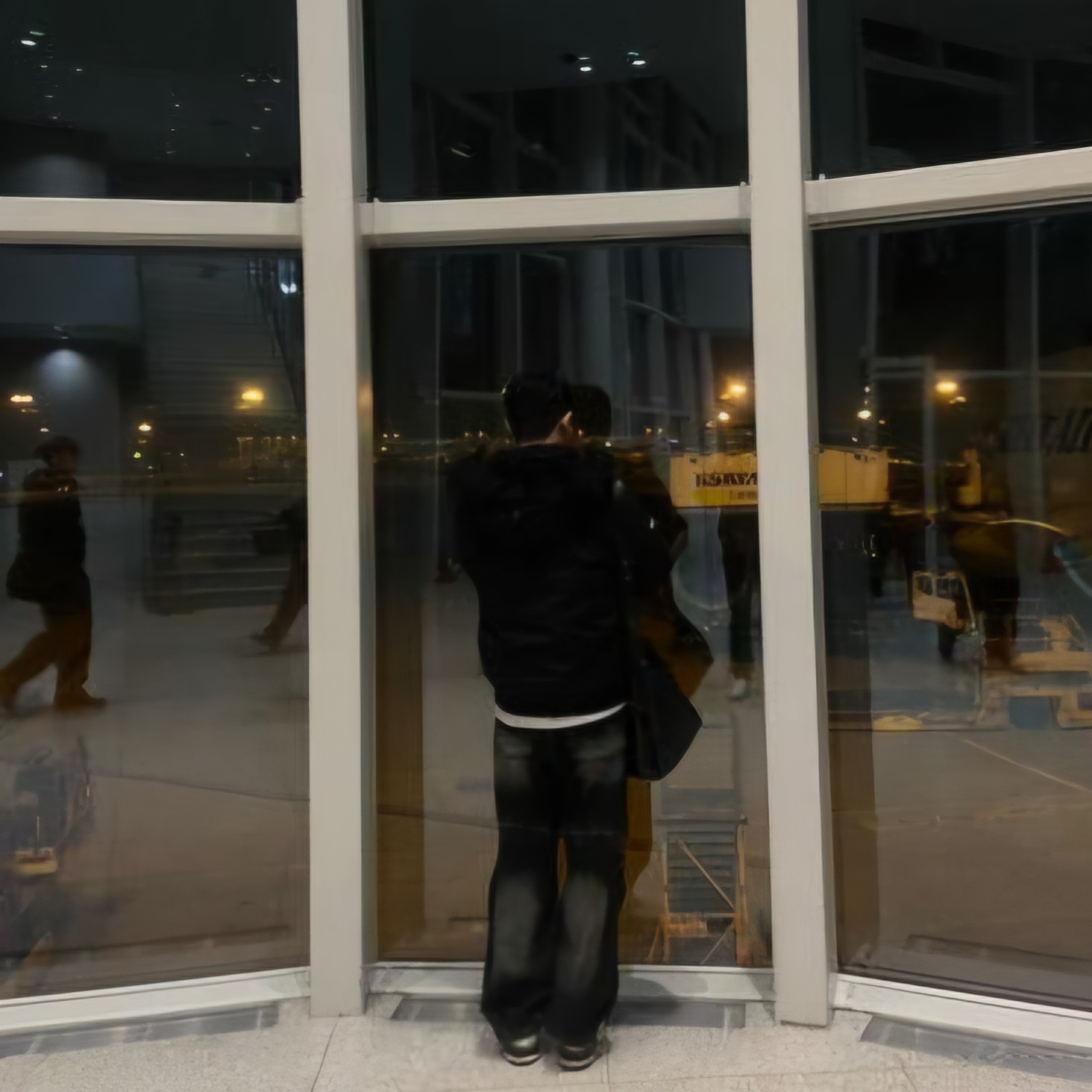 태이 (@hong_xoui) 님의 게시물 | KREAM