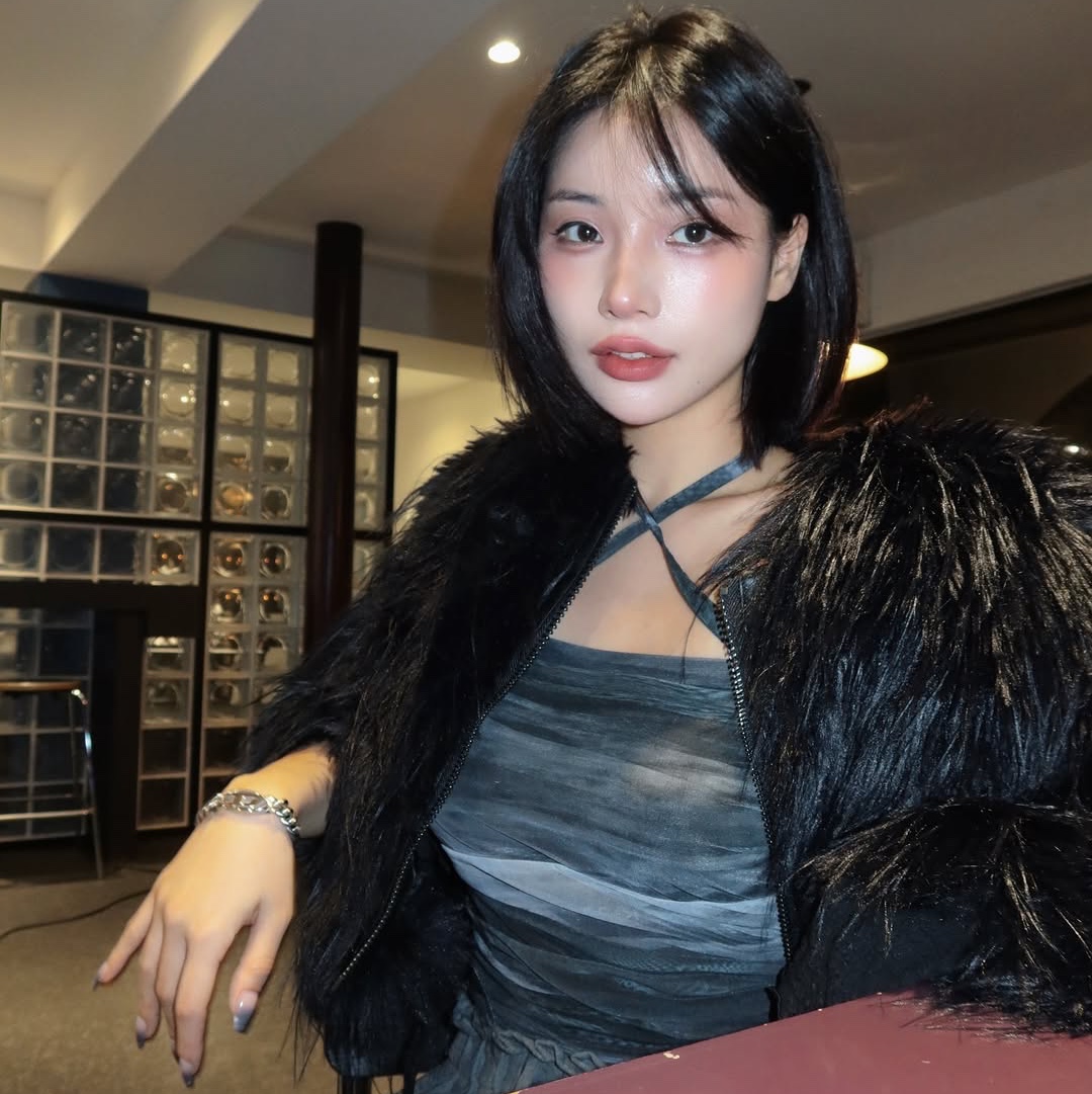 trendmecca (@trendmecca) 님의 게시물 | KREAM