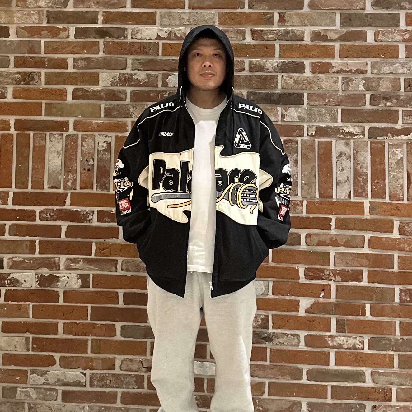 후드 벗으니 조금큼 | KREAM