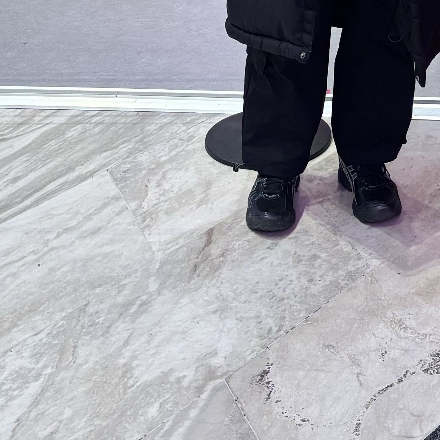 (@333.3) 님의 게시물 | KREAM