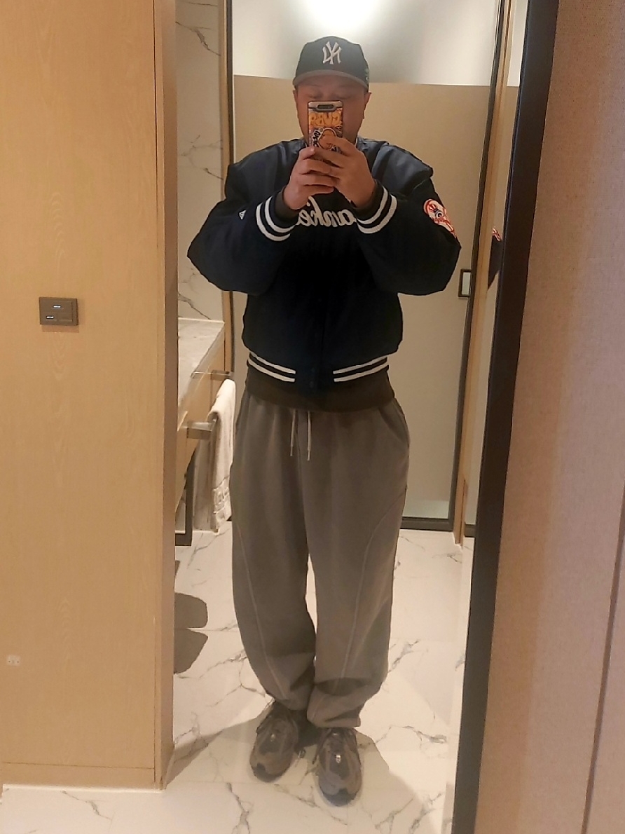 gom gom1027 (@moon.s) 님의 게시물 | KREAM