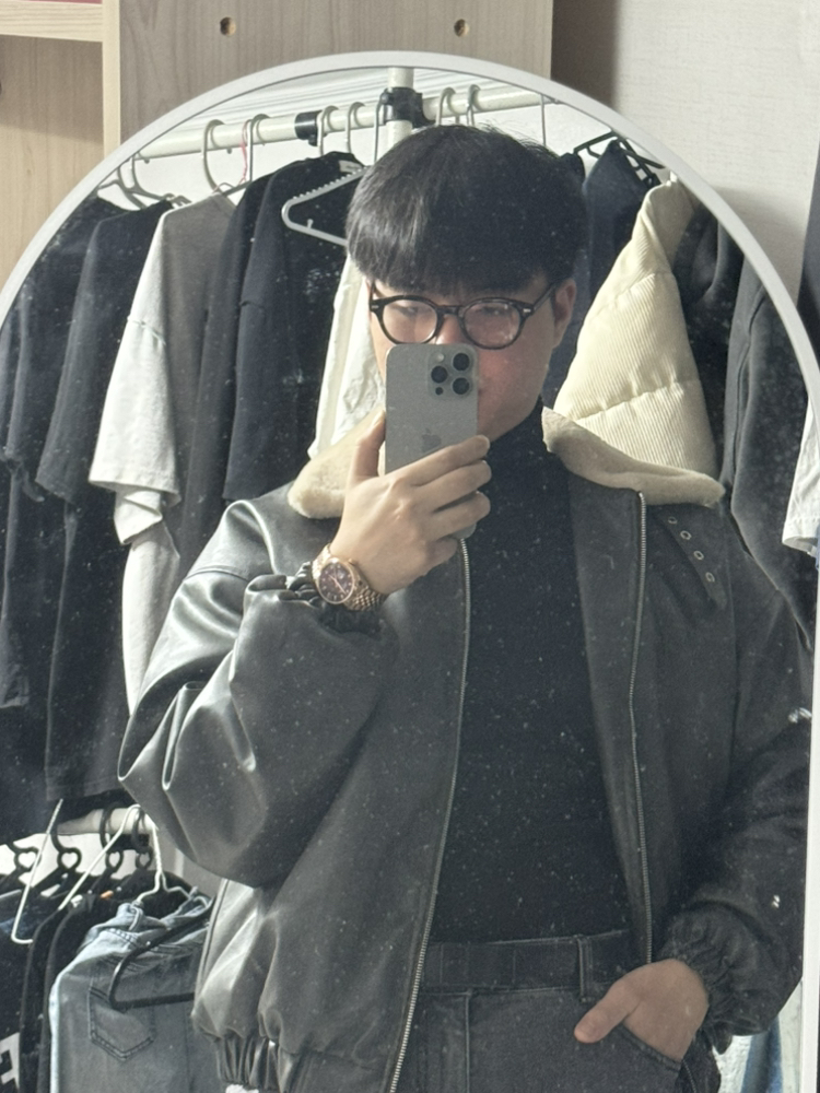 12345jqka (@jung_.cocc) 님의 태그 상품 | KREAM