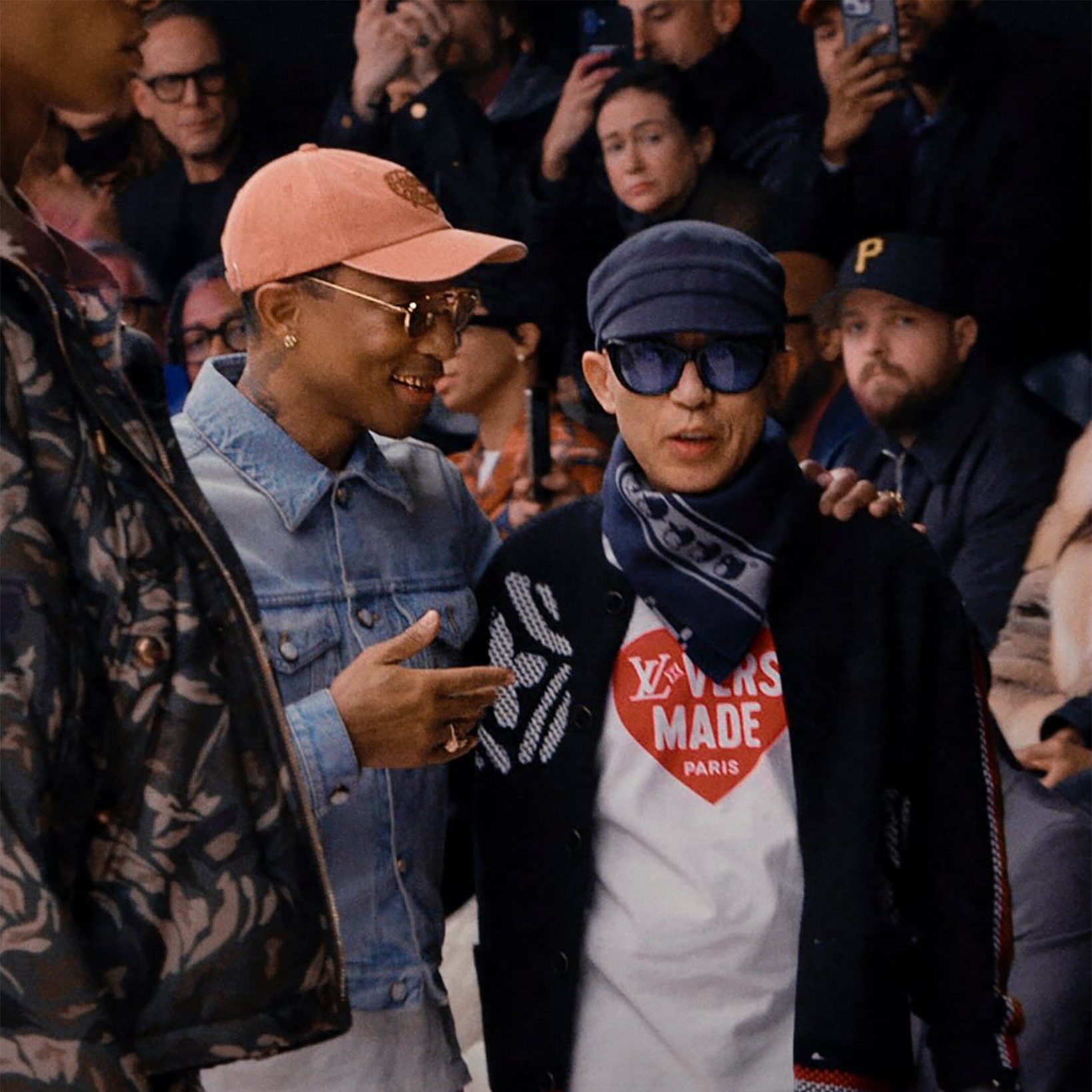 dud-als (@06vofj) 님의 게시물 | KREAM