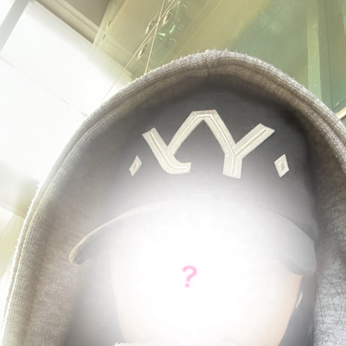 yy 스티치가 포인트로 | KREAM