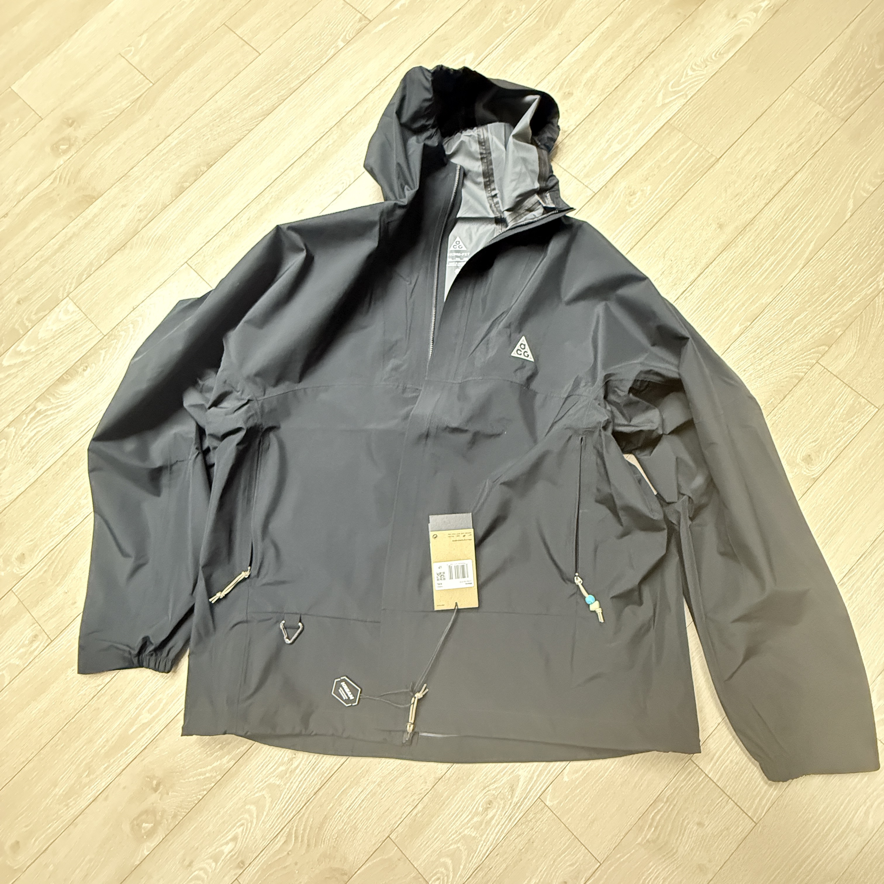 ohwt0930 (@ohwt0930) 님의 게시물 | KREAM