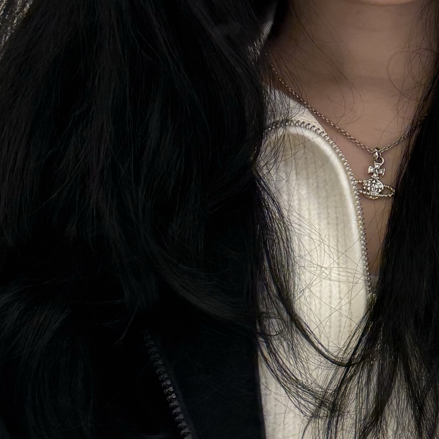 캐주얼감성 | KREAM