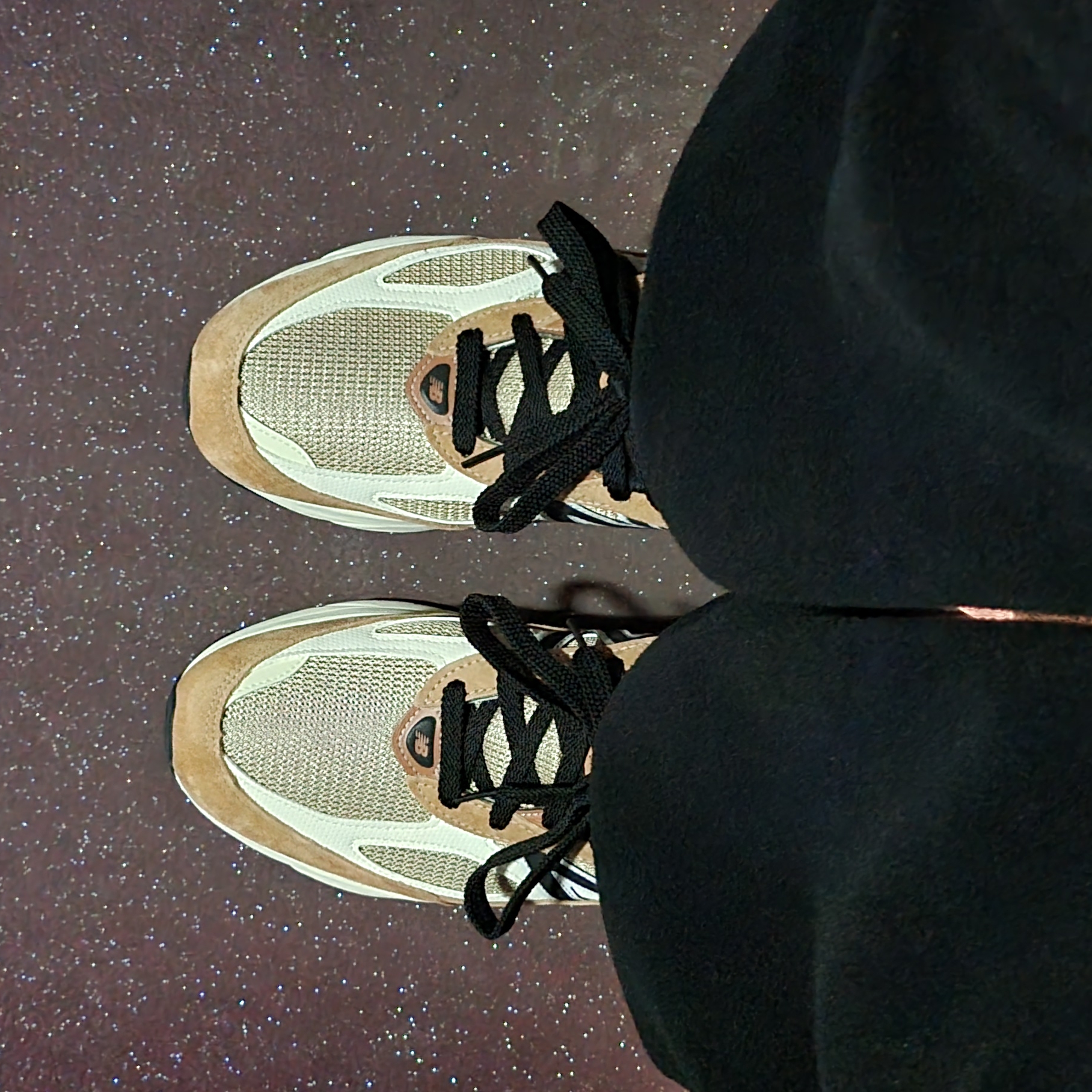 그레이 275 브라운 280 | KREAM