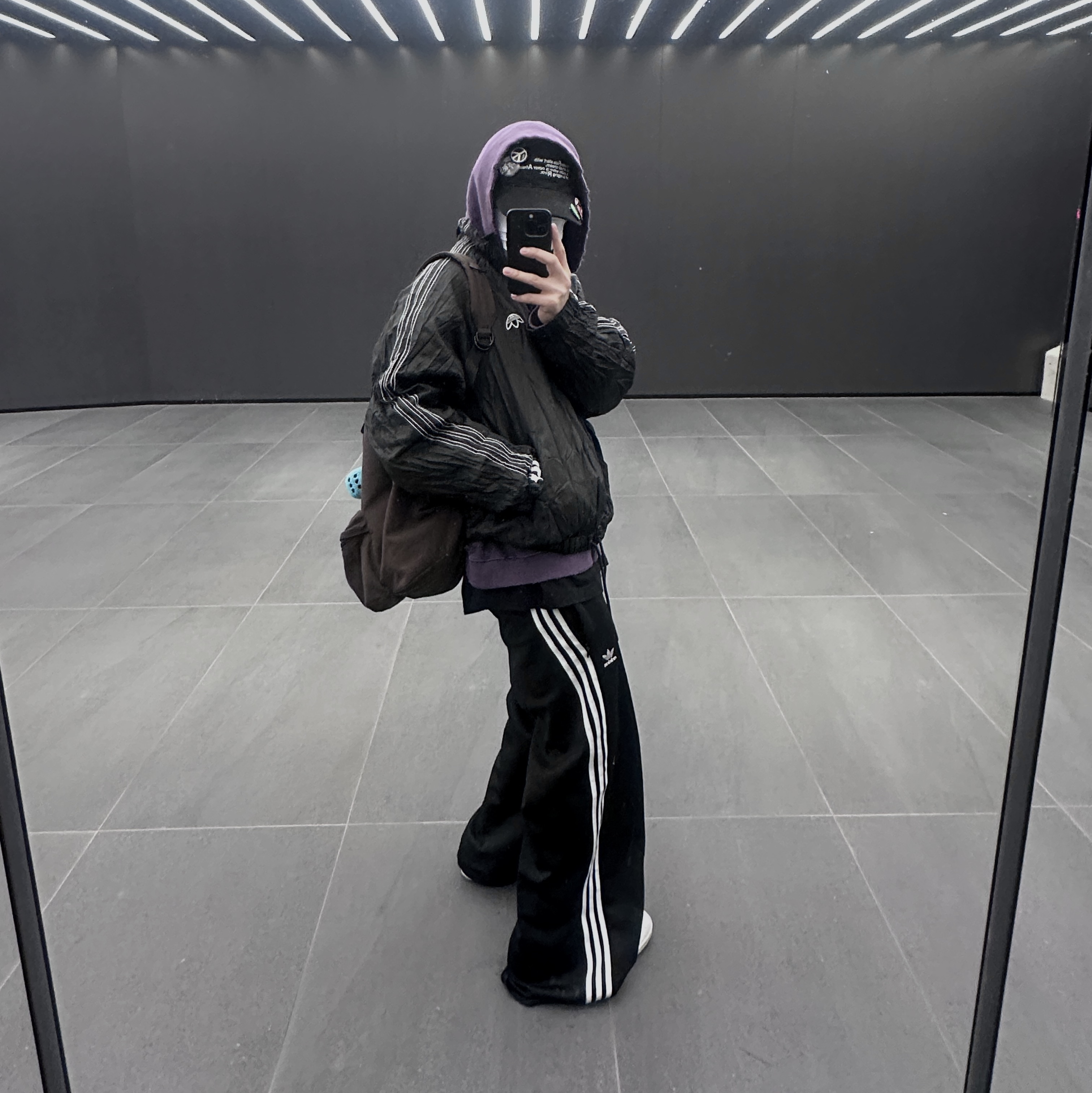 (@ho_jxng) 님의 게시물 | KREAM