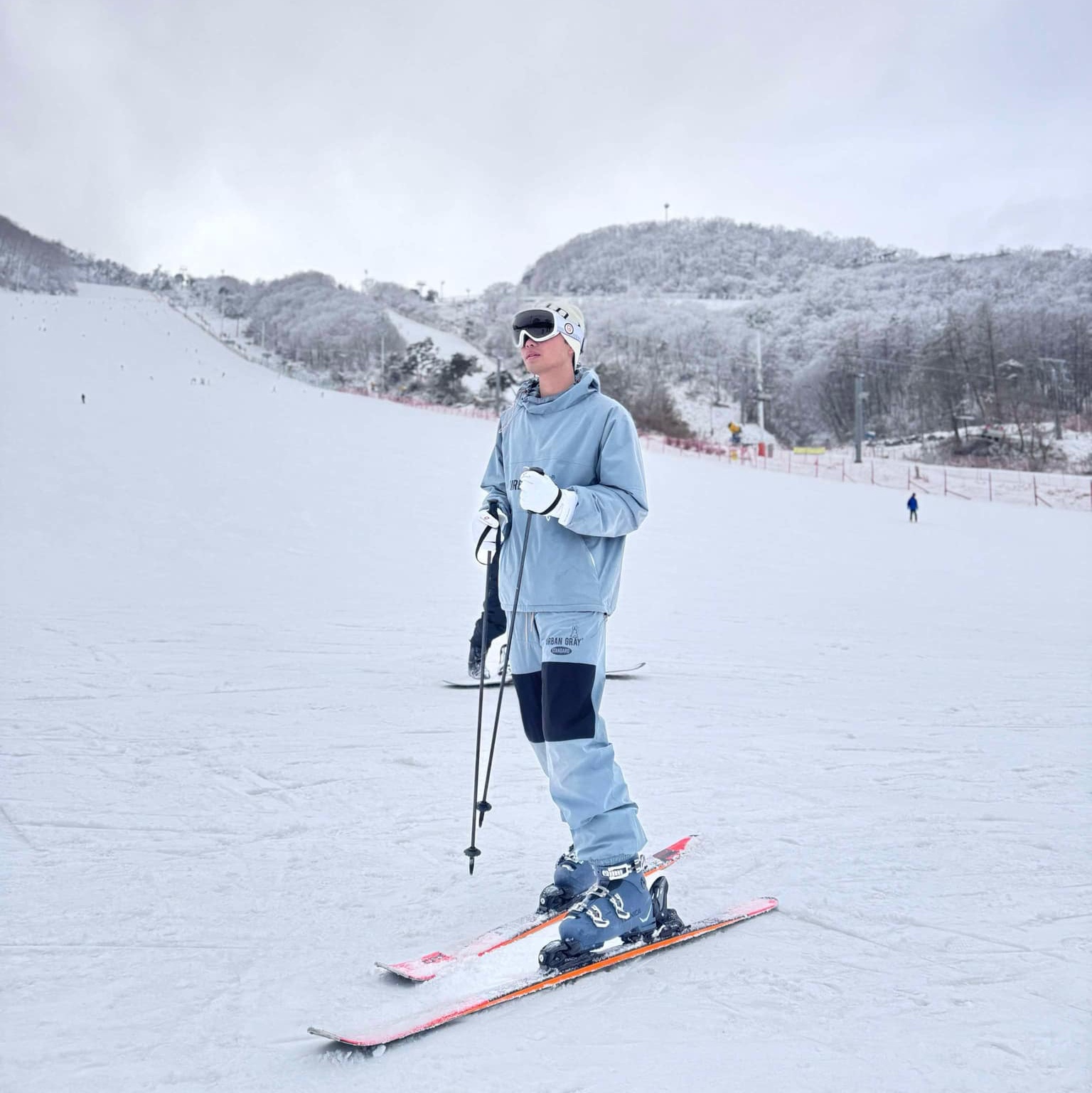 Cara (@caraaaa) 님의 게시물 | KREAM