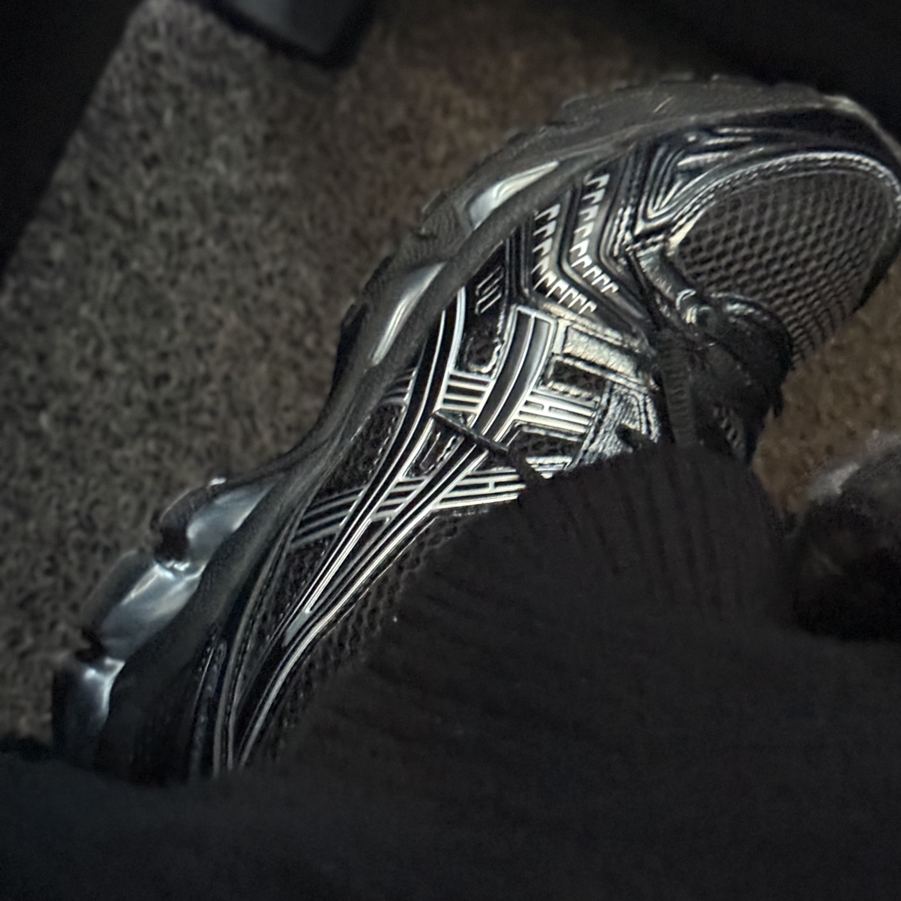 윤윤 (@yoon_b) 님의 게시물 | KREAM