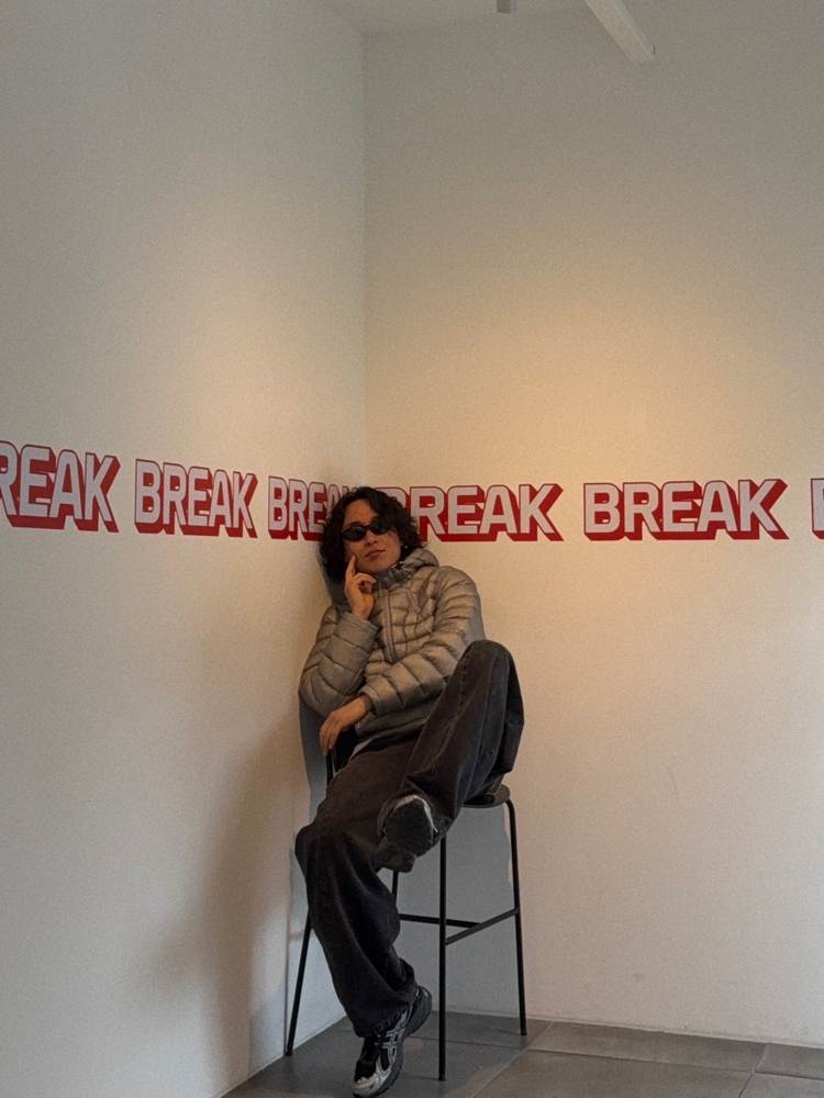 횬민 (@k_____.hm) 님의 게시물 | KREAM