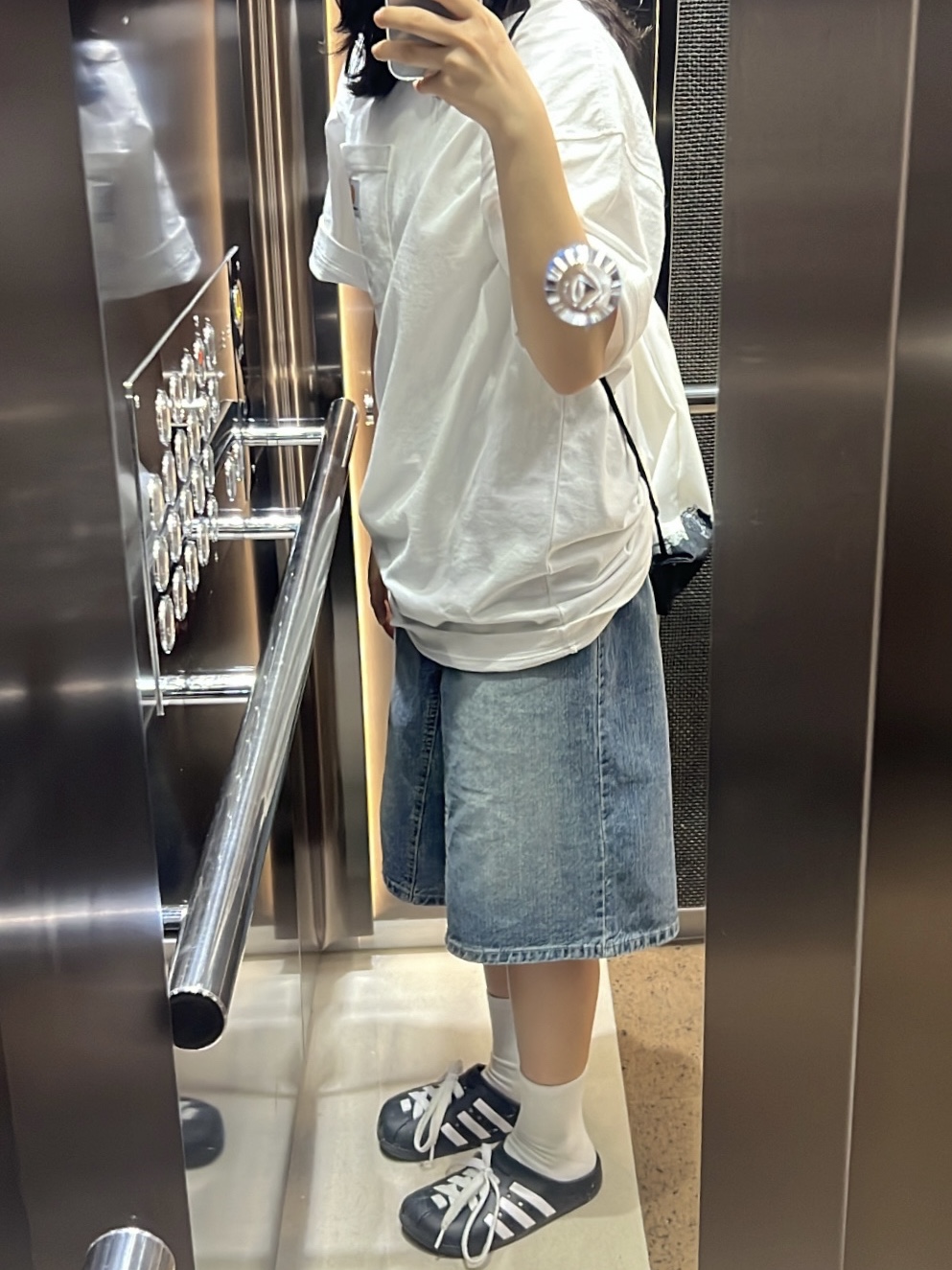 이열치열 (쩝) | KREAM