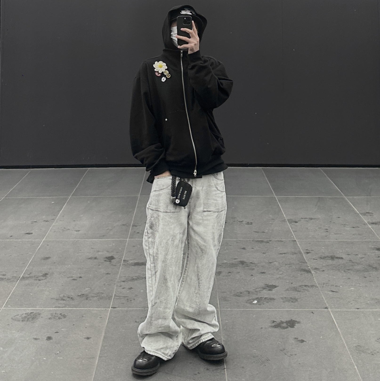 (@ho_jxng) 님의 게시물 | KREAM