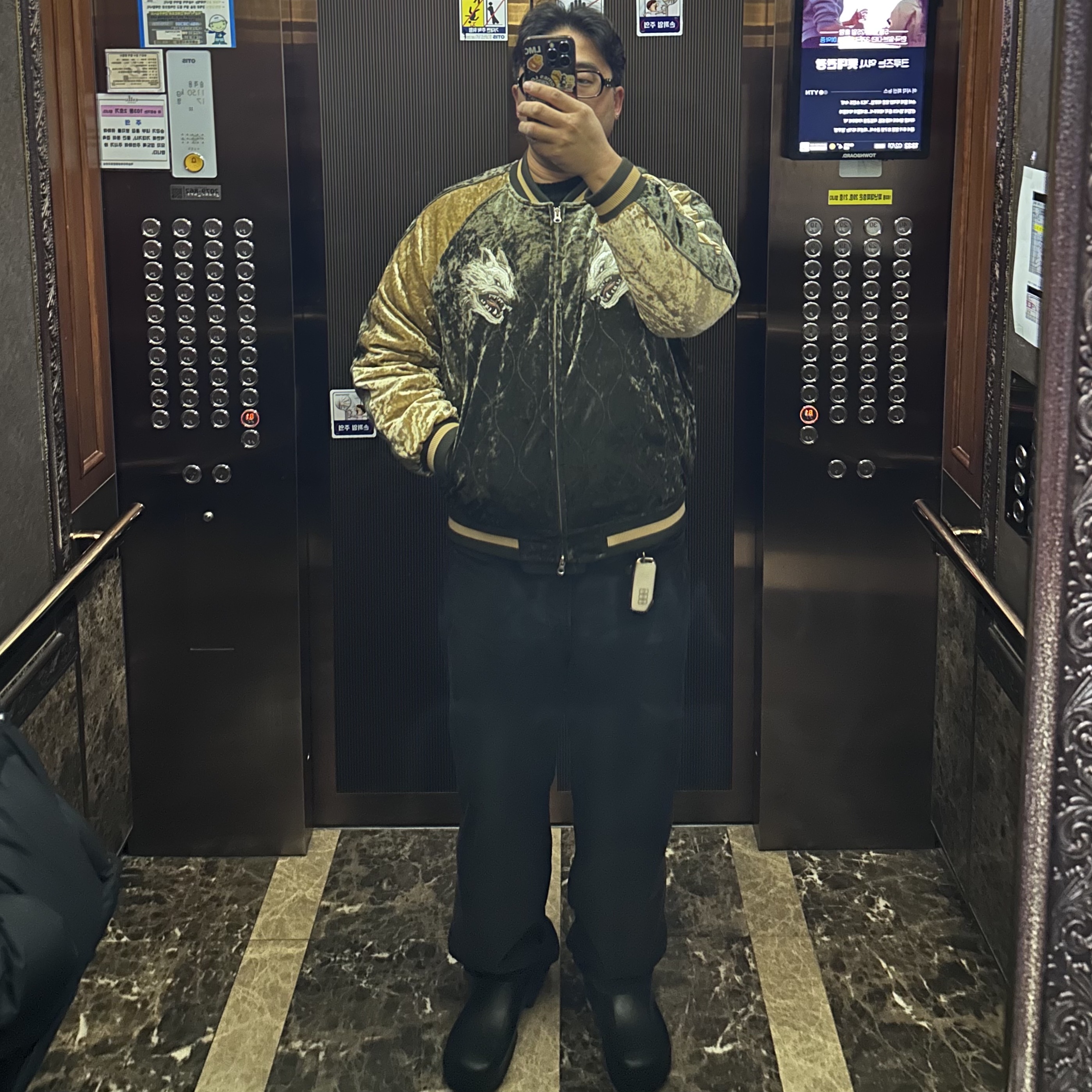 전대우 (@tigerdw) 님의 게시물 | KREAM