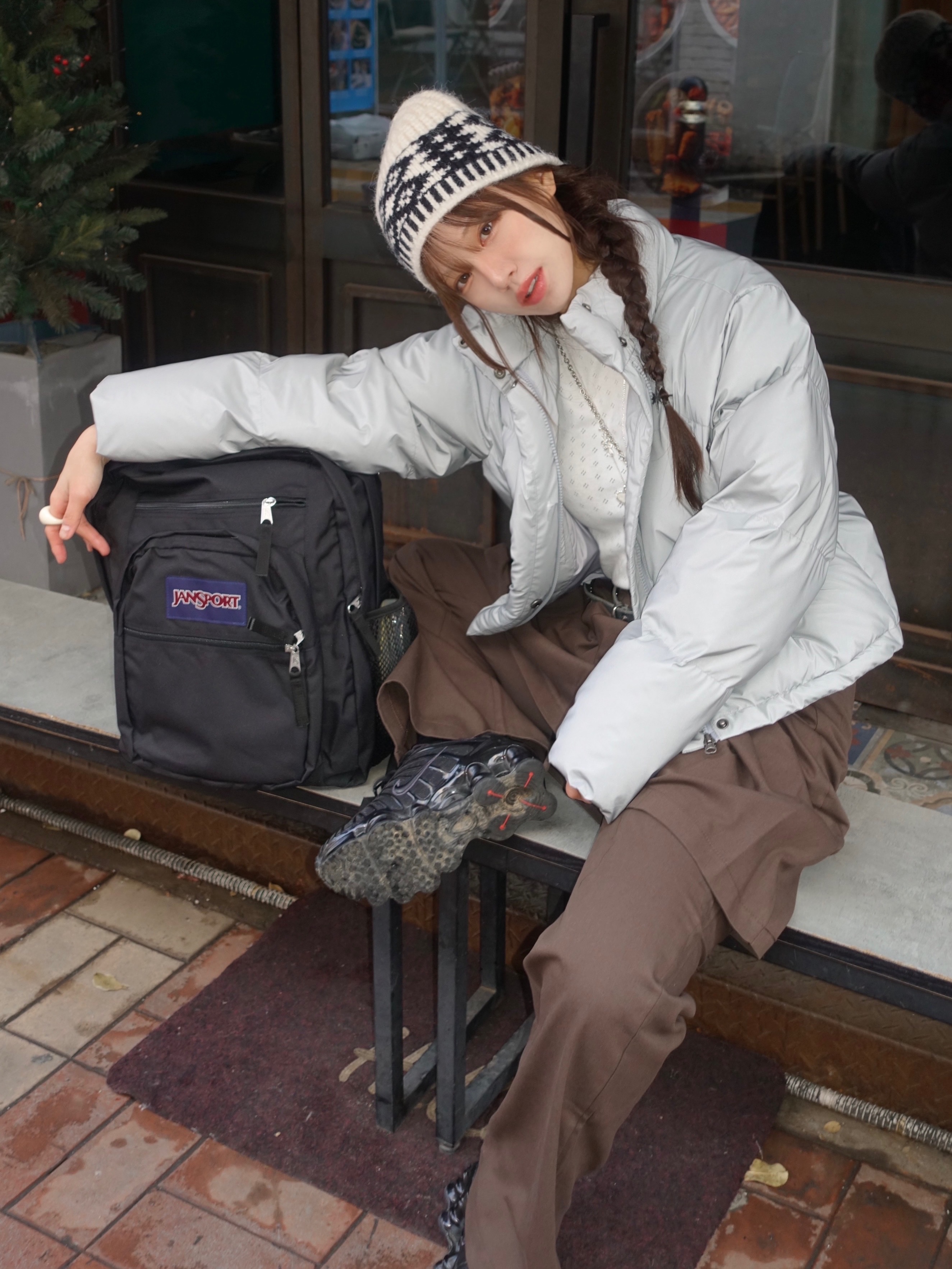 나옹 (@naongs2) 님의 게시물 | KREAM