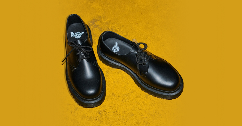 이달의 NEW ARRIVALS | KREAM