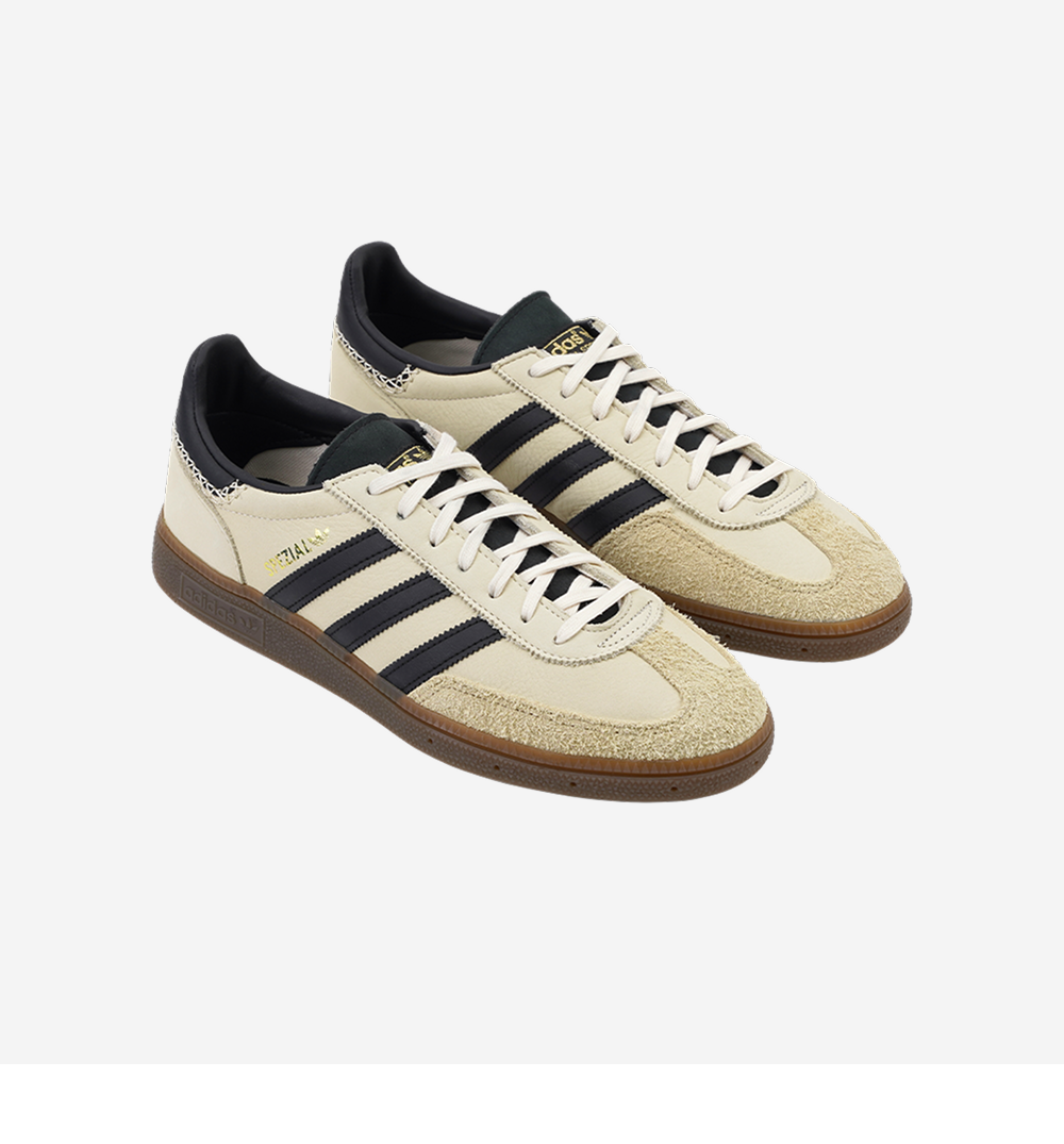 (W) 아디다스 스페지알 핸드볼 원더 화이트 코어 블랙 | Adidas | KREAM