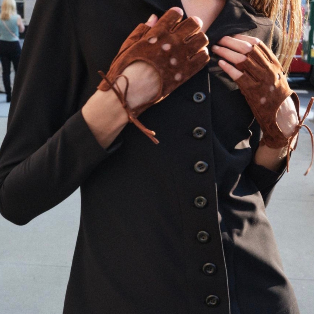 surodo (@dhtyu) 님의 게시물 | KREAM