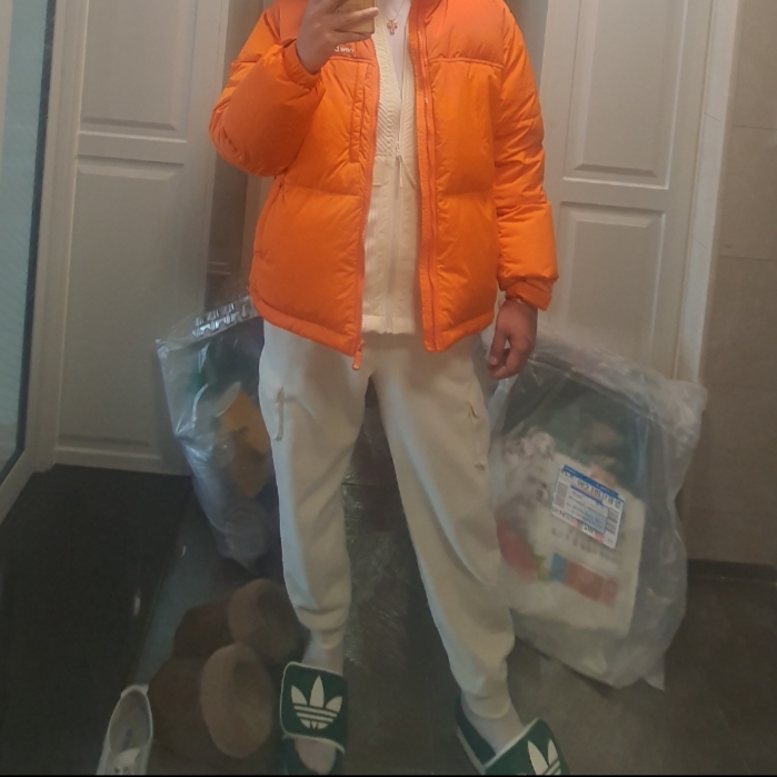 tjdahr123 (@ksms2) 님의 게시물 | KREAM