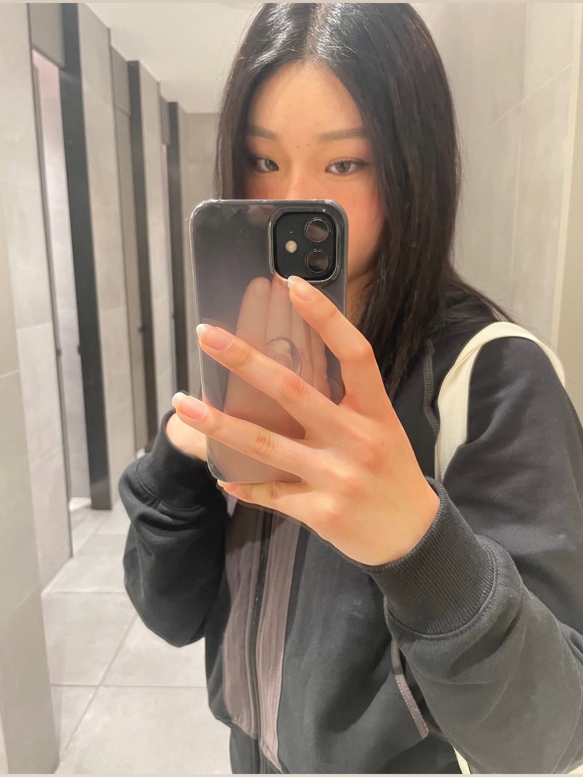 다영 (@dayoung_xoxo_) 님의 게시물 | KREAM