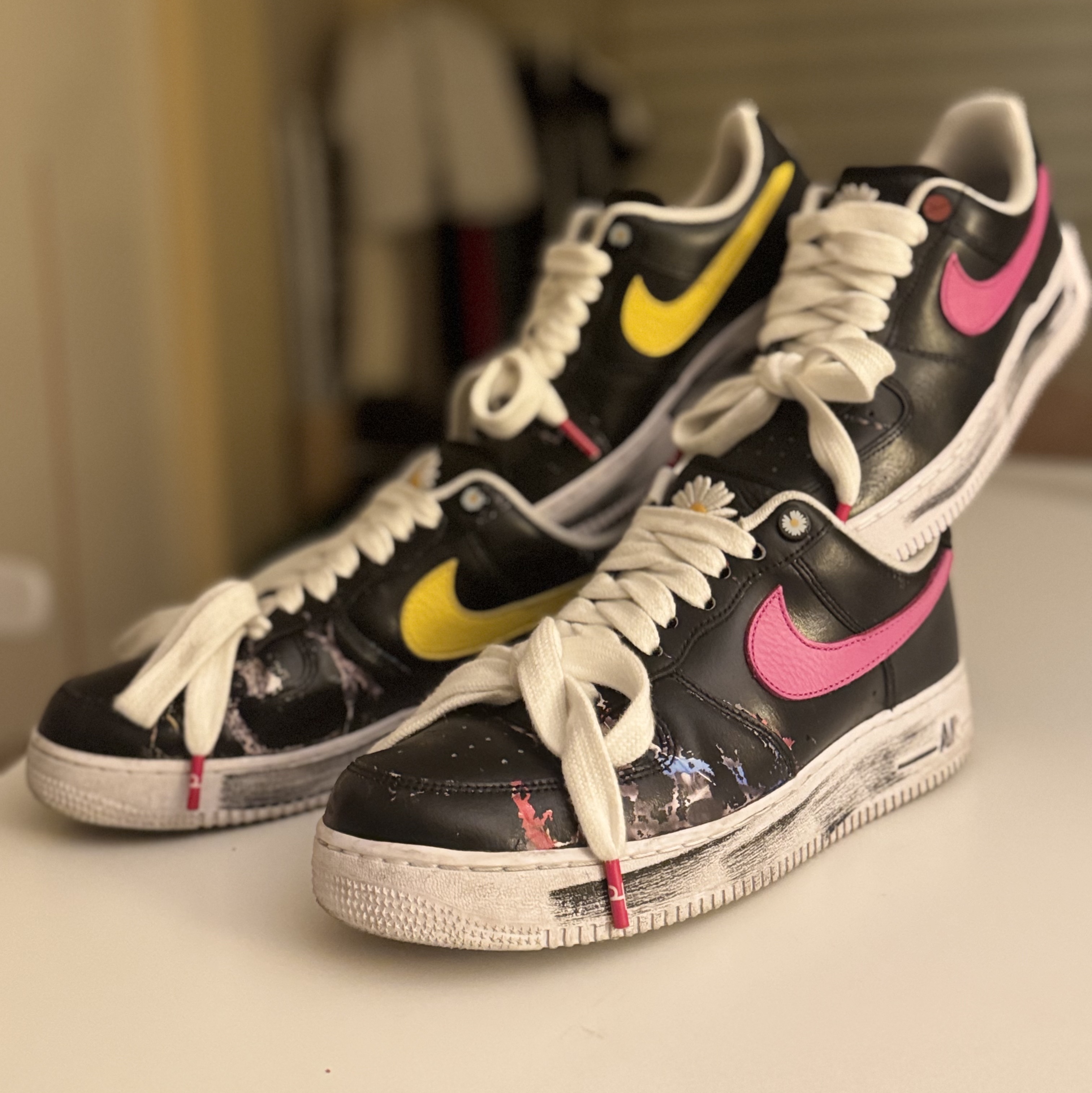 235 가격이 두배넘게 올랐네요! | KREAM