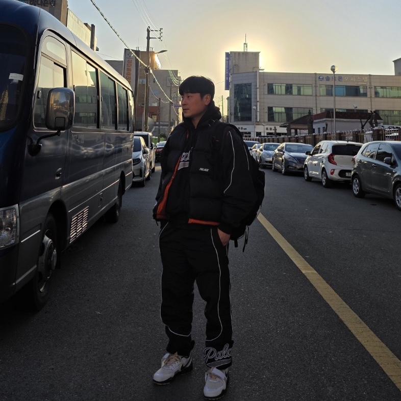 베스트 m, 자켓 L, 팬츠 m | KREAM