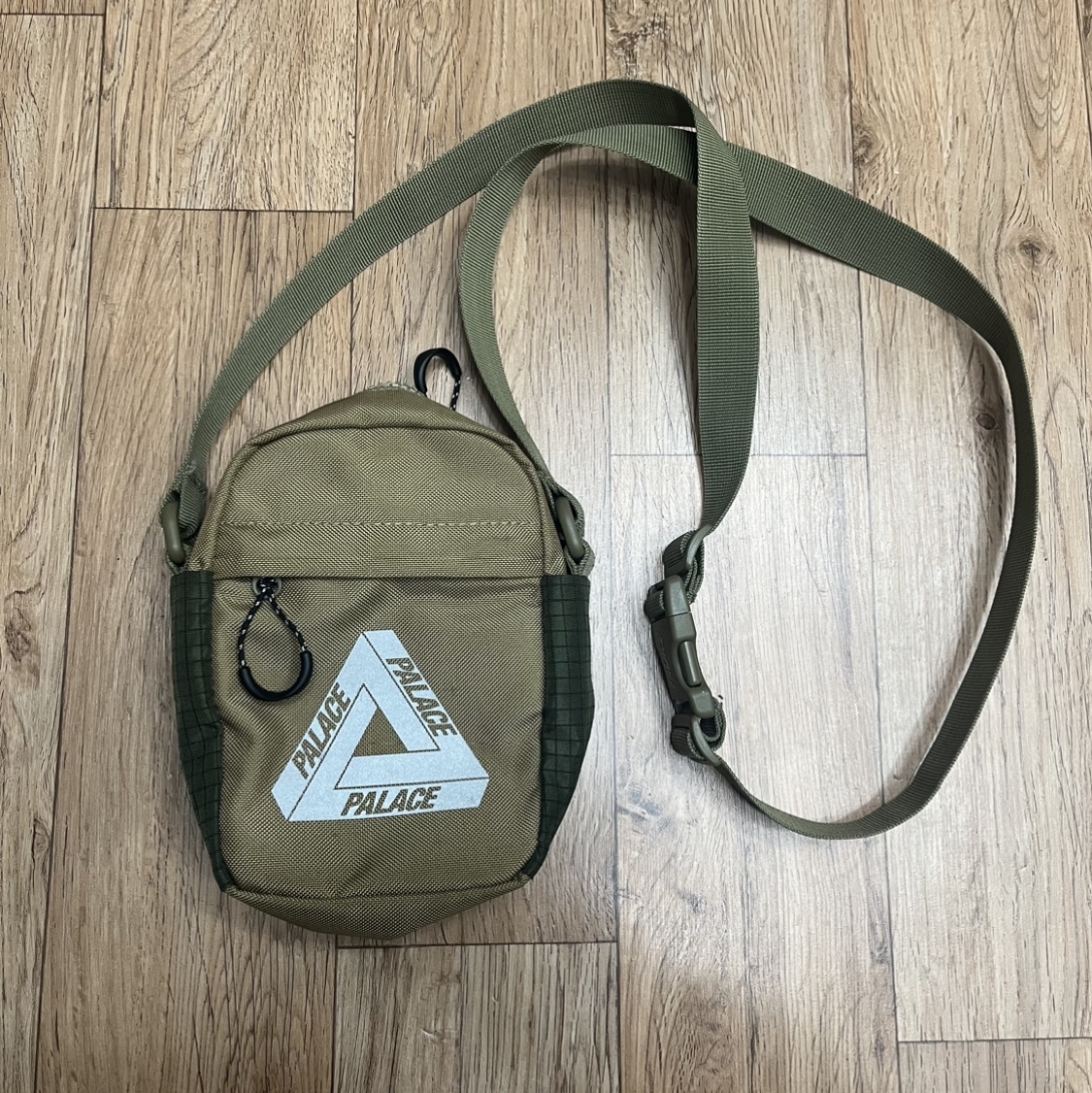 (@ganjiboy) 님의 게시물 | KREAM