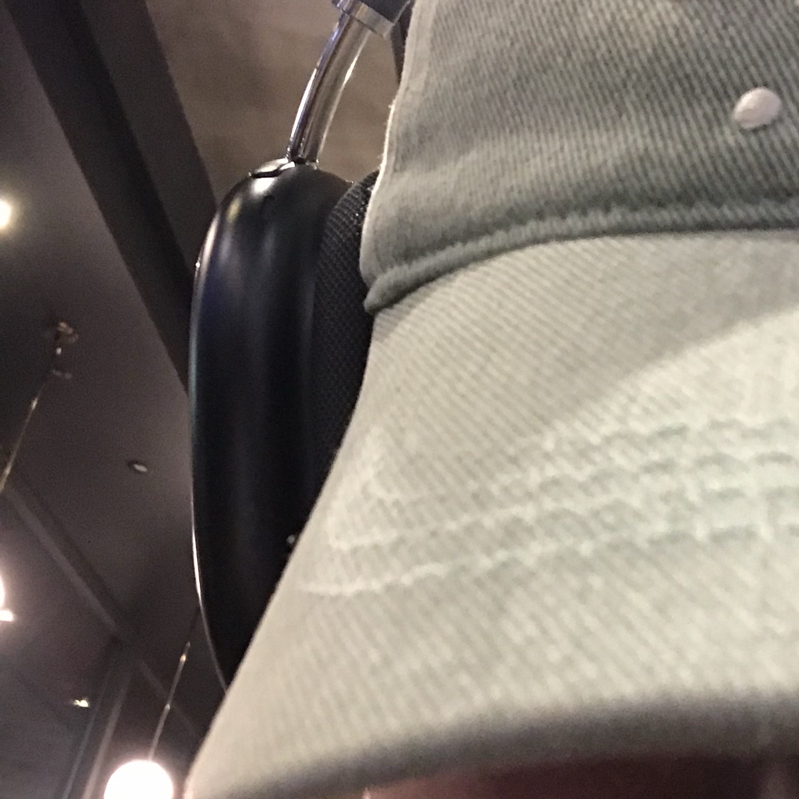 진짜 너뭊좋아ㅠㅠ | KREAM