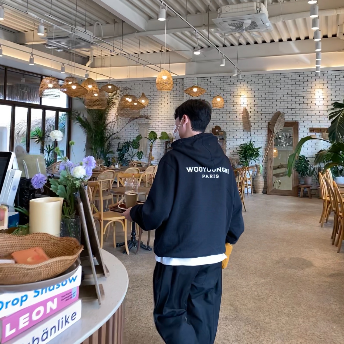 동동 (@youuuuj) 님의 게시물 | KREAM