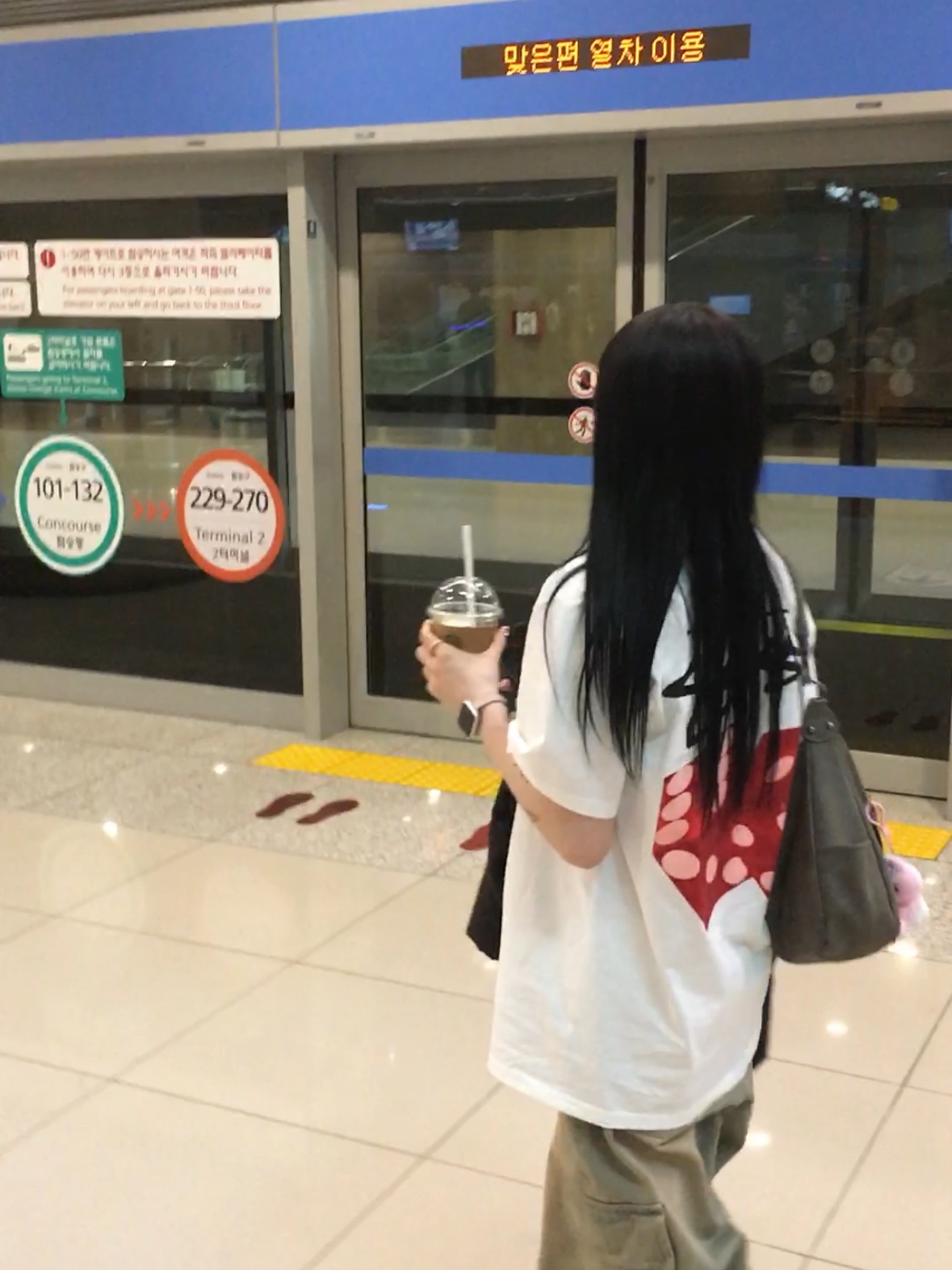 권민경 (@m1nxc) 님의 게시물 | KREAM