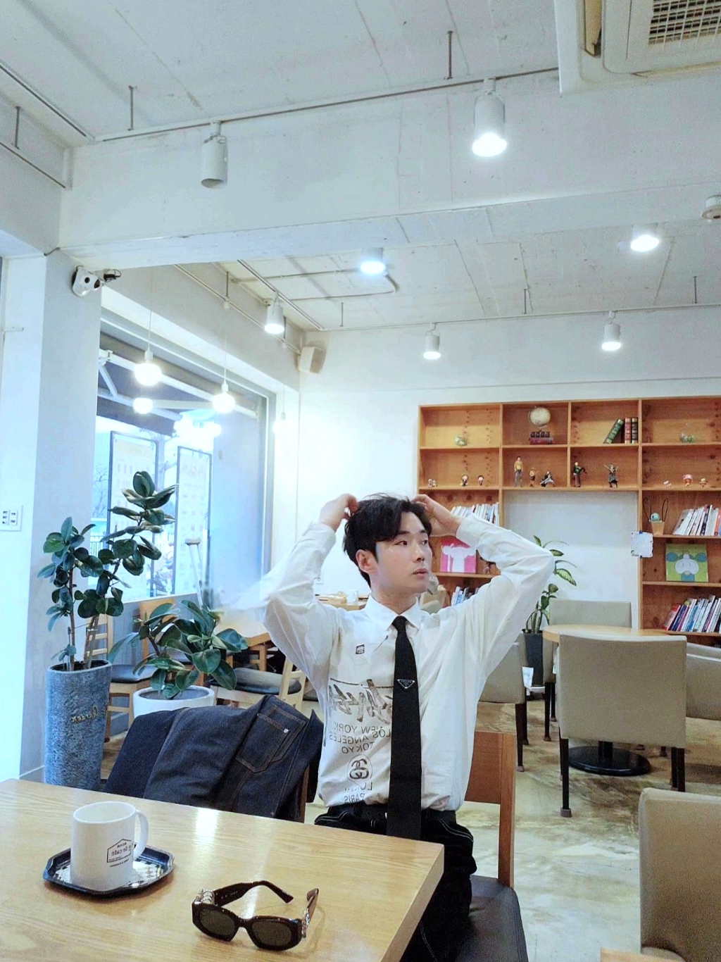 현종 (@hyun_iong1980) 님의 게시물 | KREAM