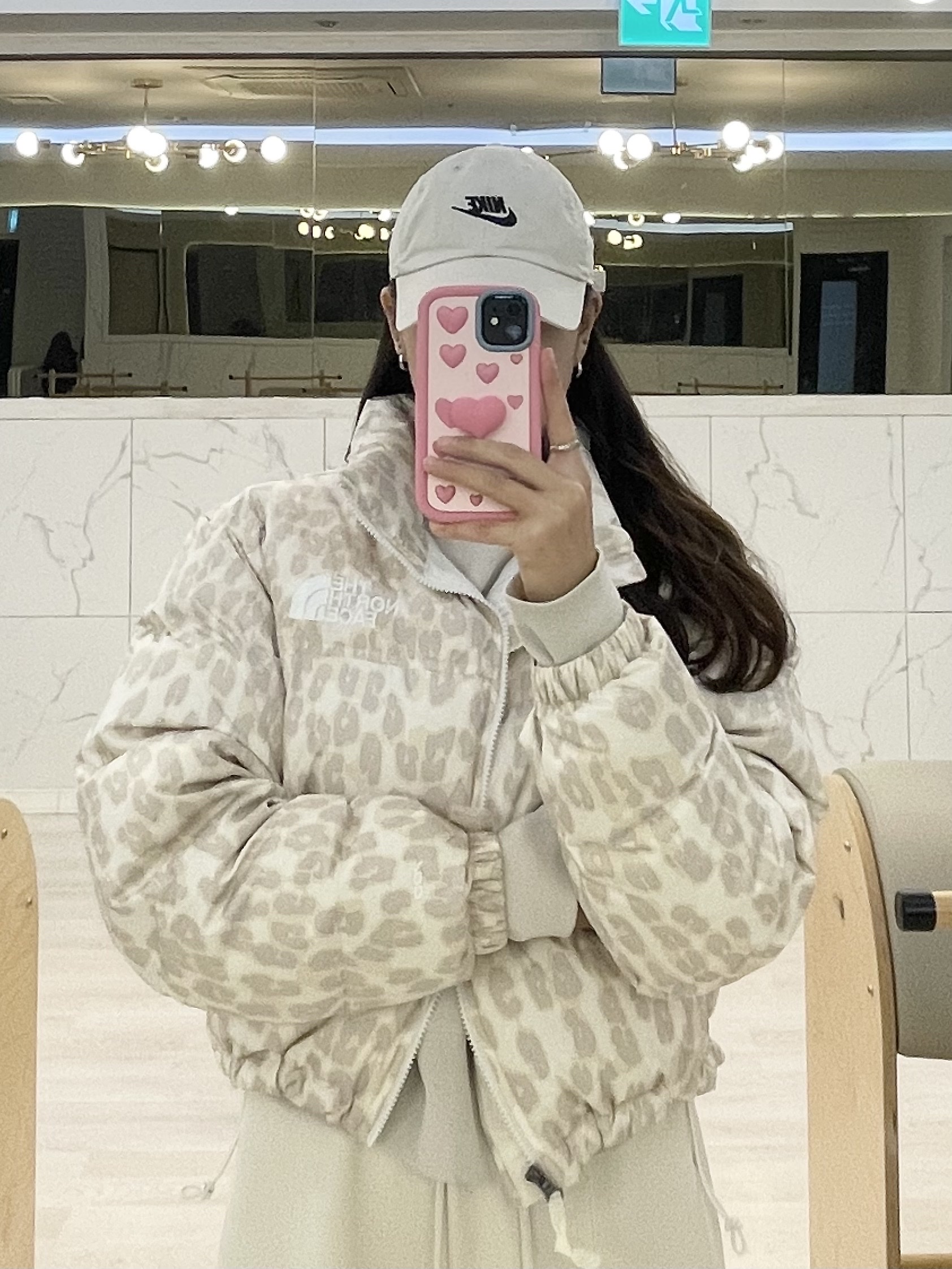 아직은 눕시🐆🤍 | KREAM