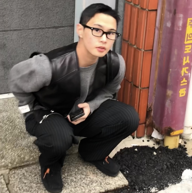 정무혁 (@moooooooooo) 님의 게시물 | KREAM