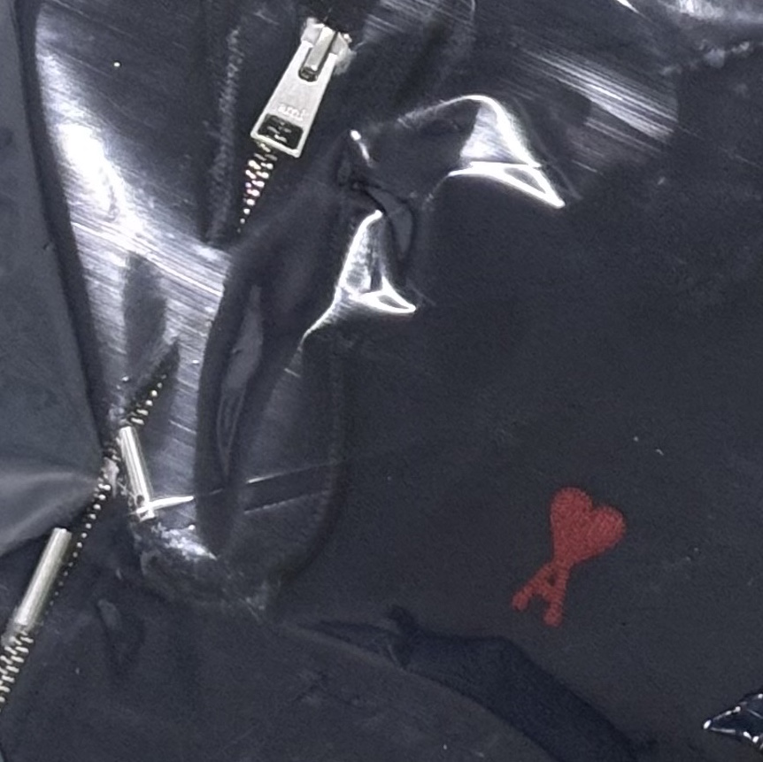 (@333.3) 님의 게시물 | KREAM