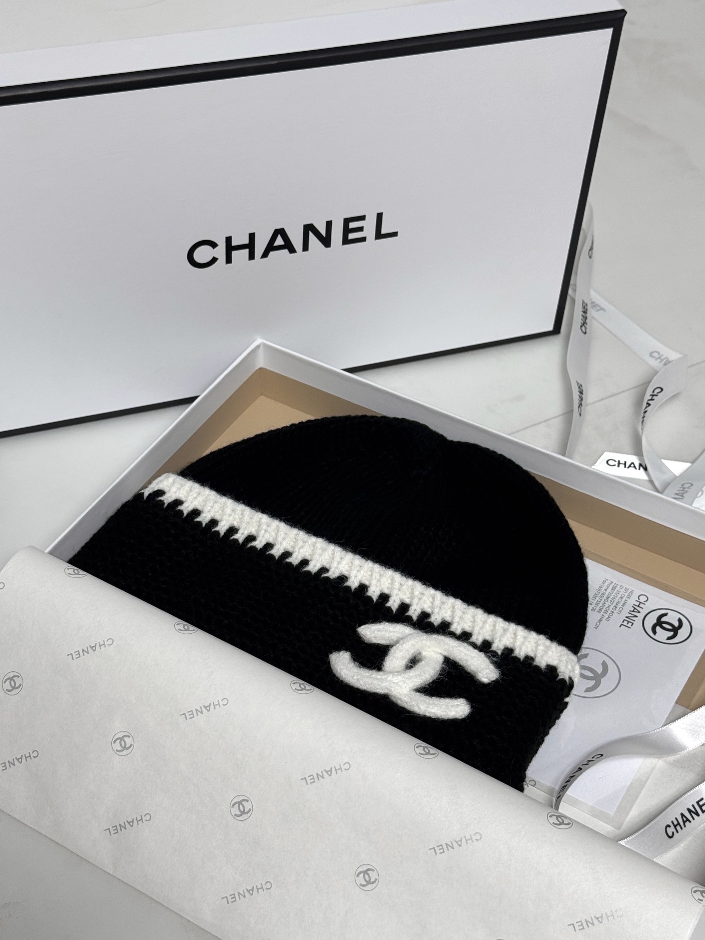 (@_min__e_) 님의 게시물 | KREAM