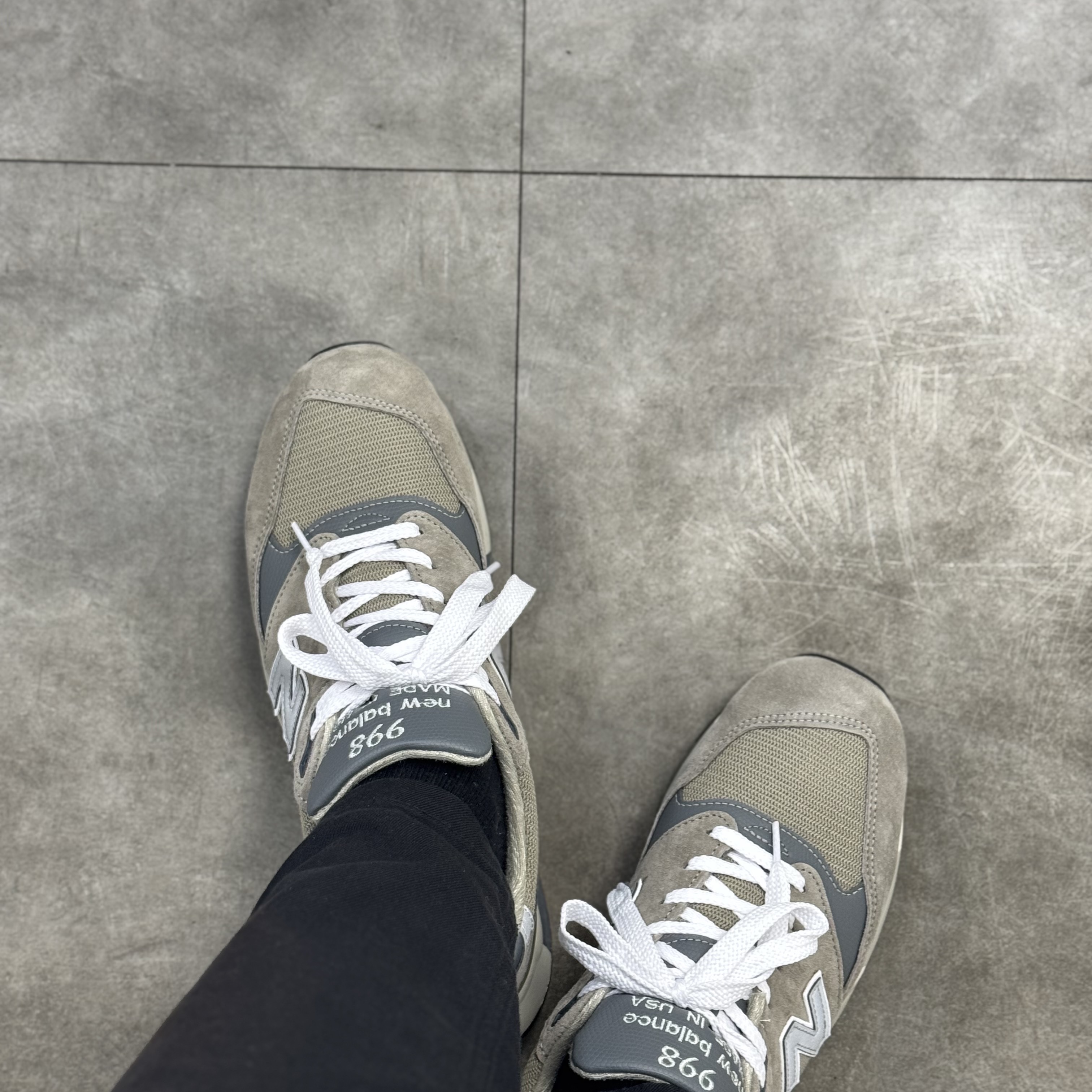 998 반신반의 했는데, 예쁘네요. | KREAM