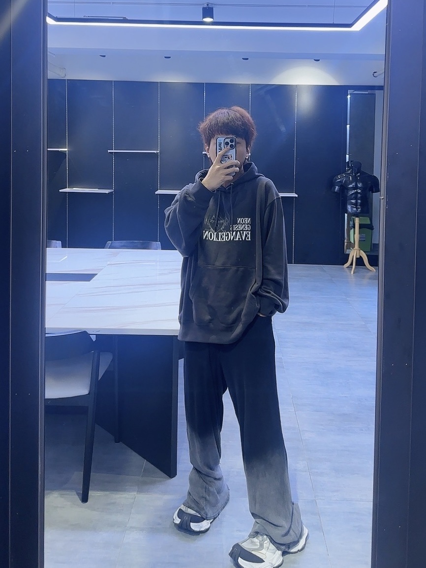 GU x 에반게리온 30주년 | KREAM