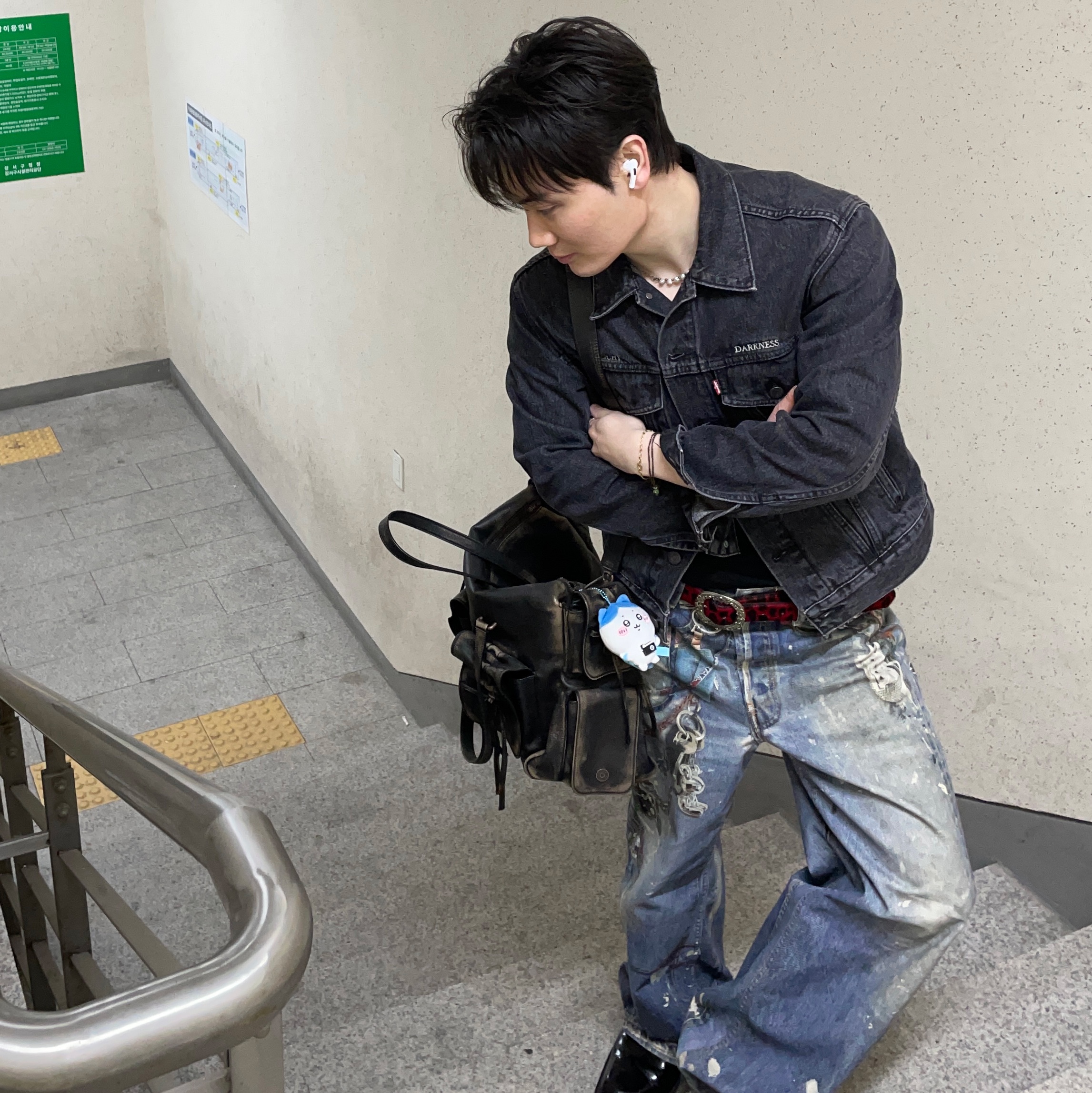 김덕현 (@duck._.archive) 님의 게시물 | KREAM