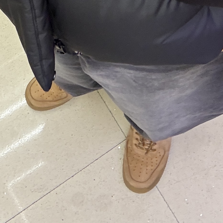 비갠뒤에비애 (@wigmadl) 님의 게시물 | KREAM