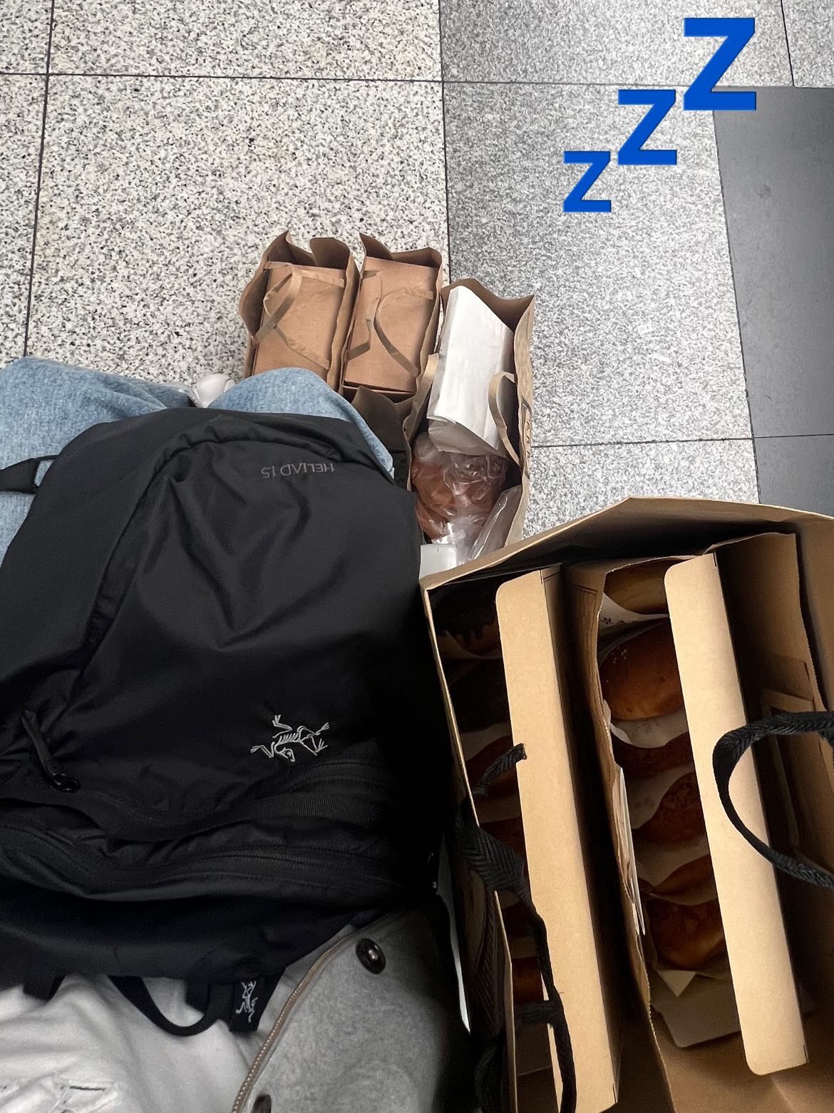 희히 (@hui_hh) 님의 게시물 | KREAM