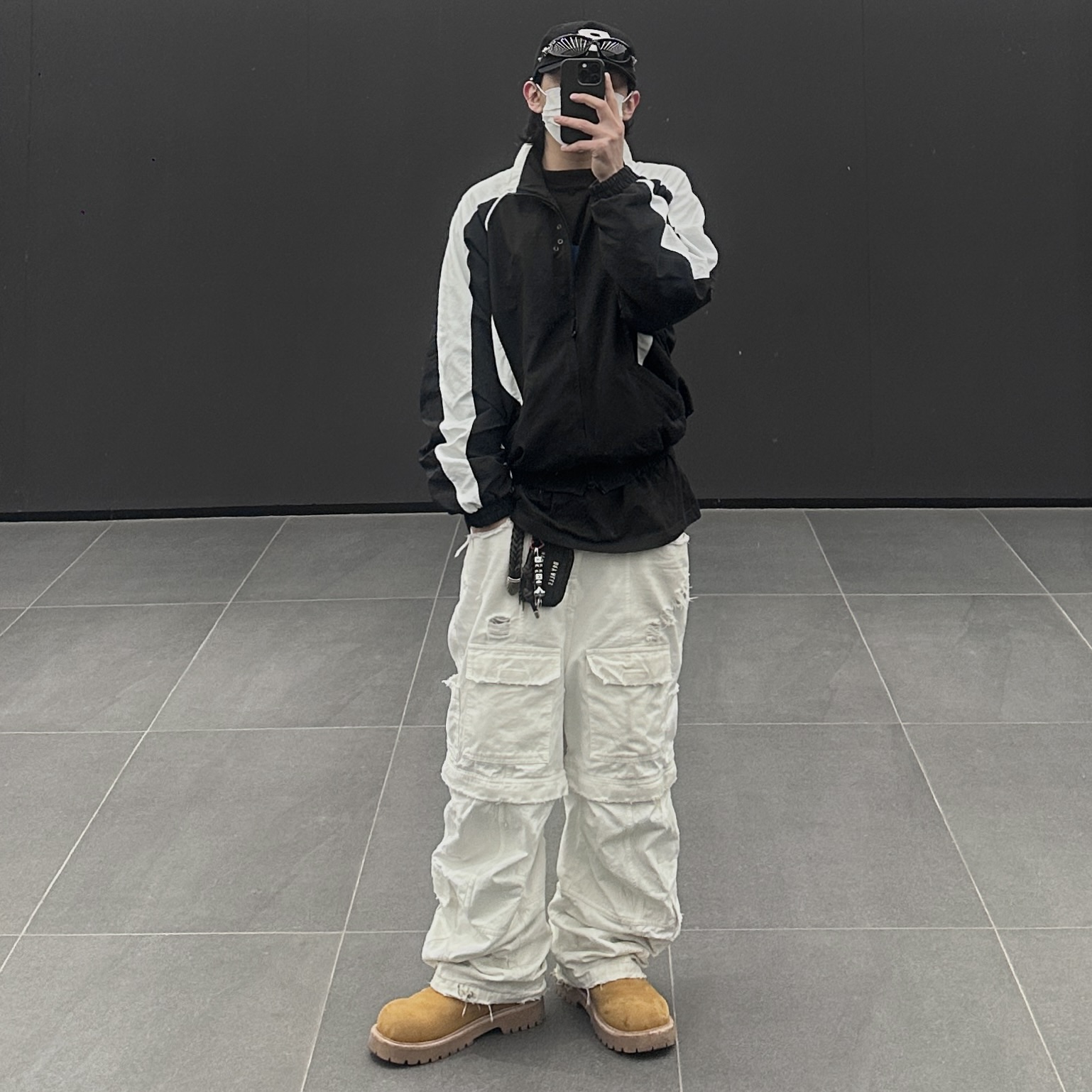 (@ho_jxng) 님의 게시물 | KREAM