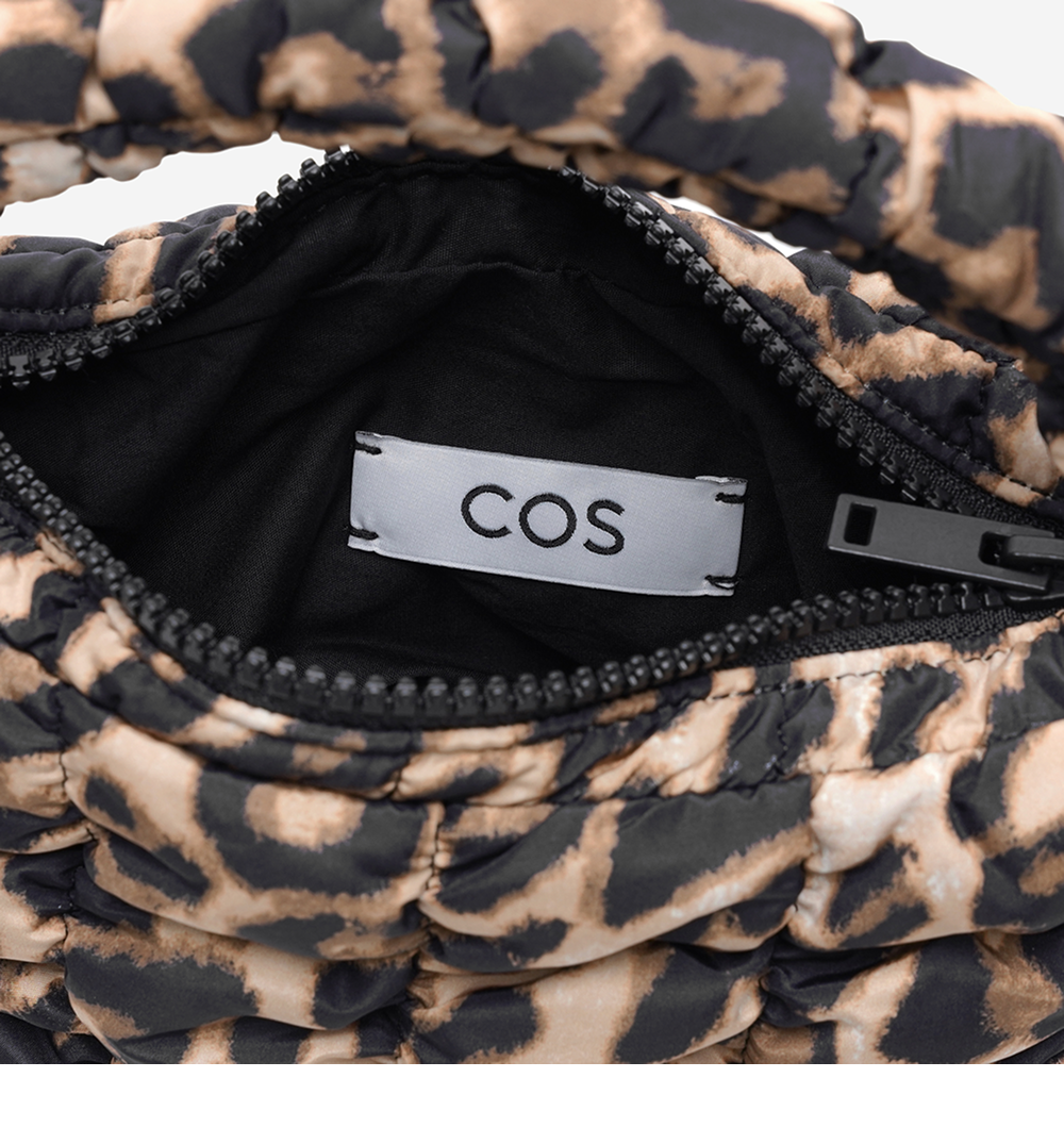 코스 퀼티드 마이크로백 레오파드 | COS | KREAM