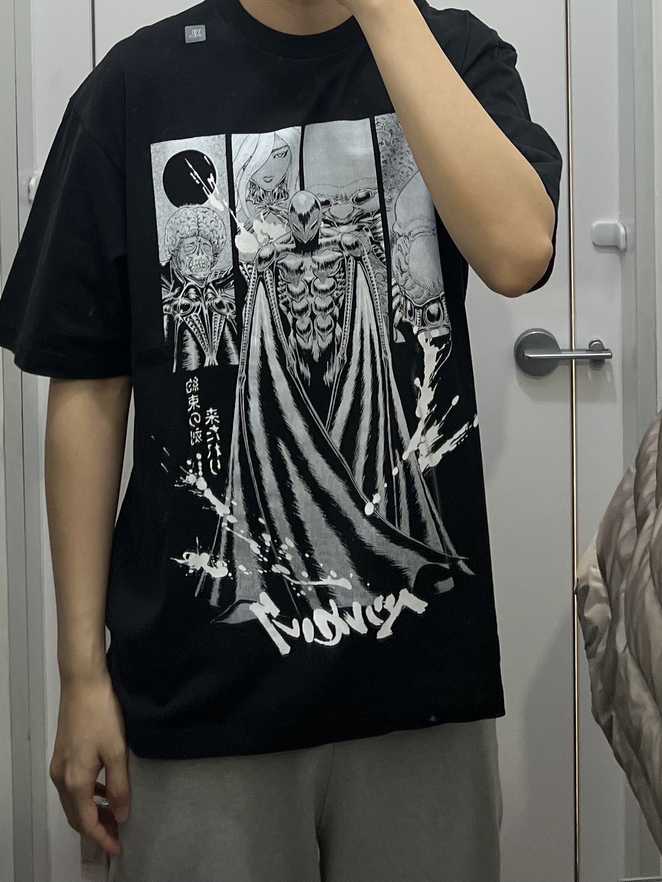 (@otlotll) 님의 게시물 | KREAM